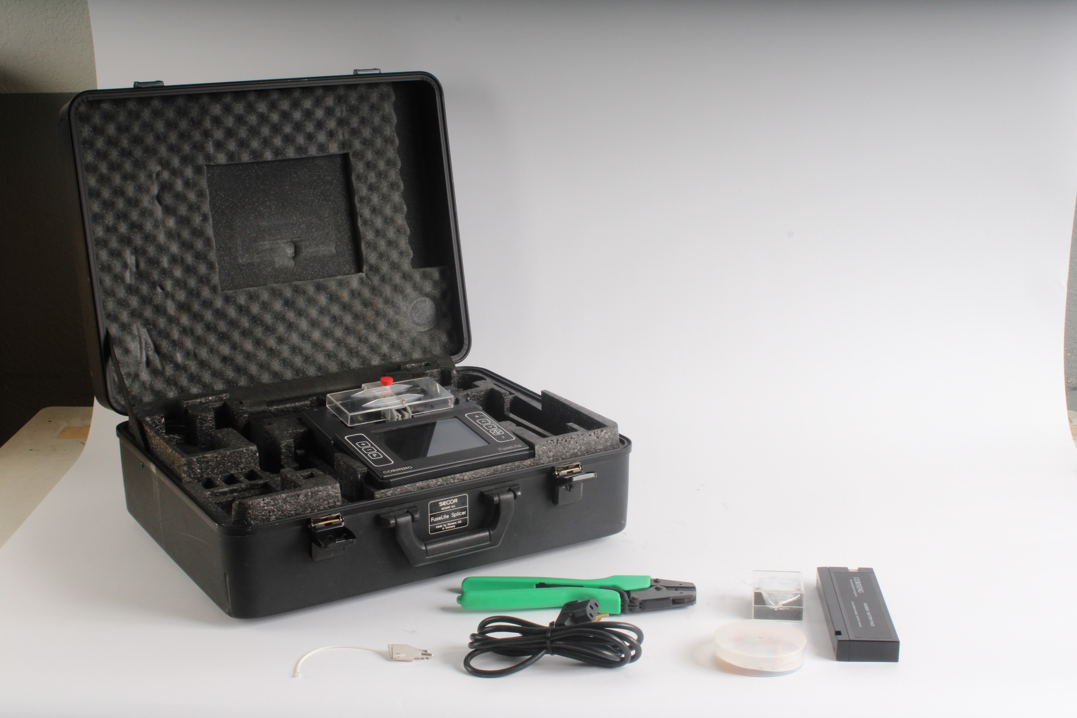 Corning FuseLite Splicer Software V2.222 With 1x A0398057 Battery Pack ...