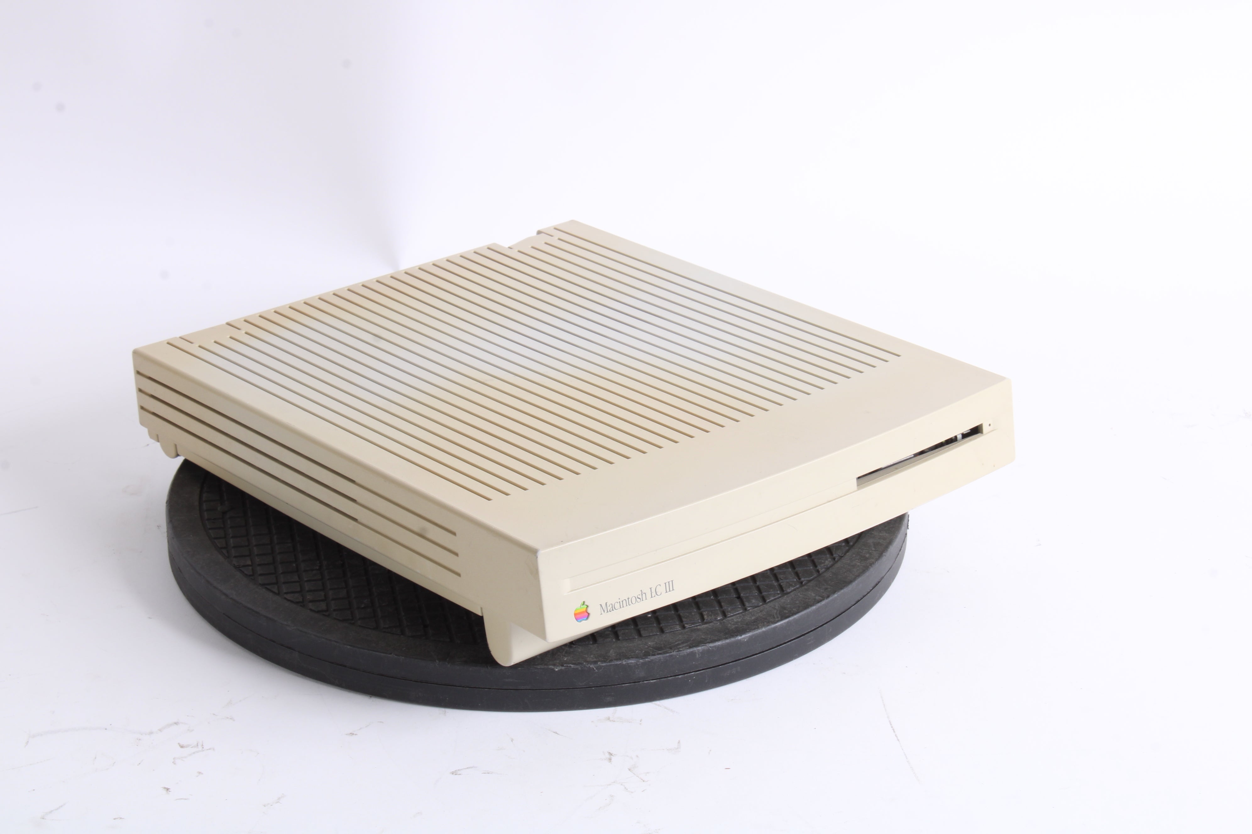 Apple Macintosh M1254 LC III / 68030 CPU / 4MB Ram / 80MB HDD - Fair C ...