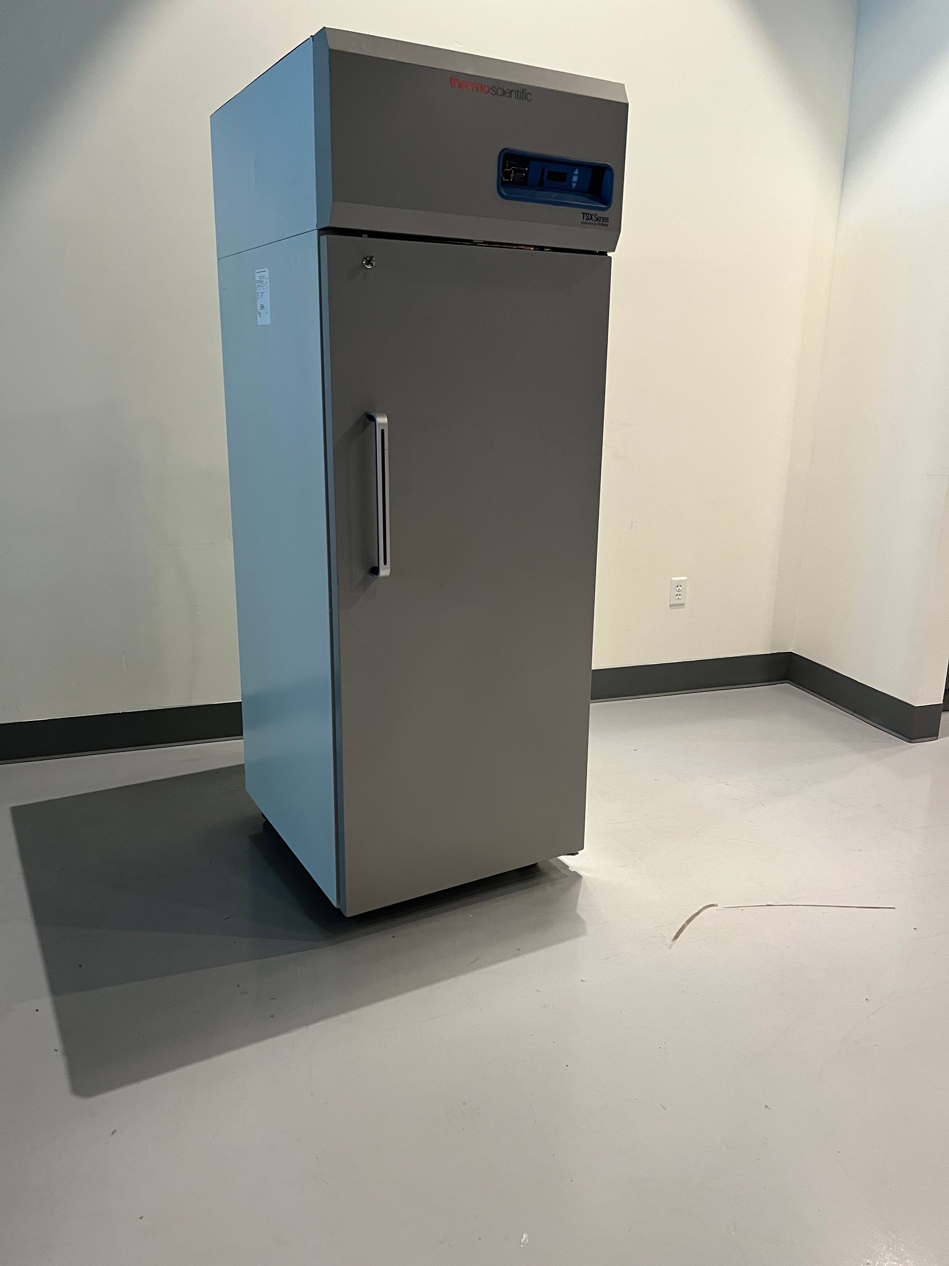 Thermo Scientific TSX Series TSX2320FA -20C Manual Defrost Freezer W/K ...