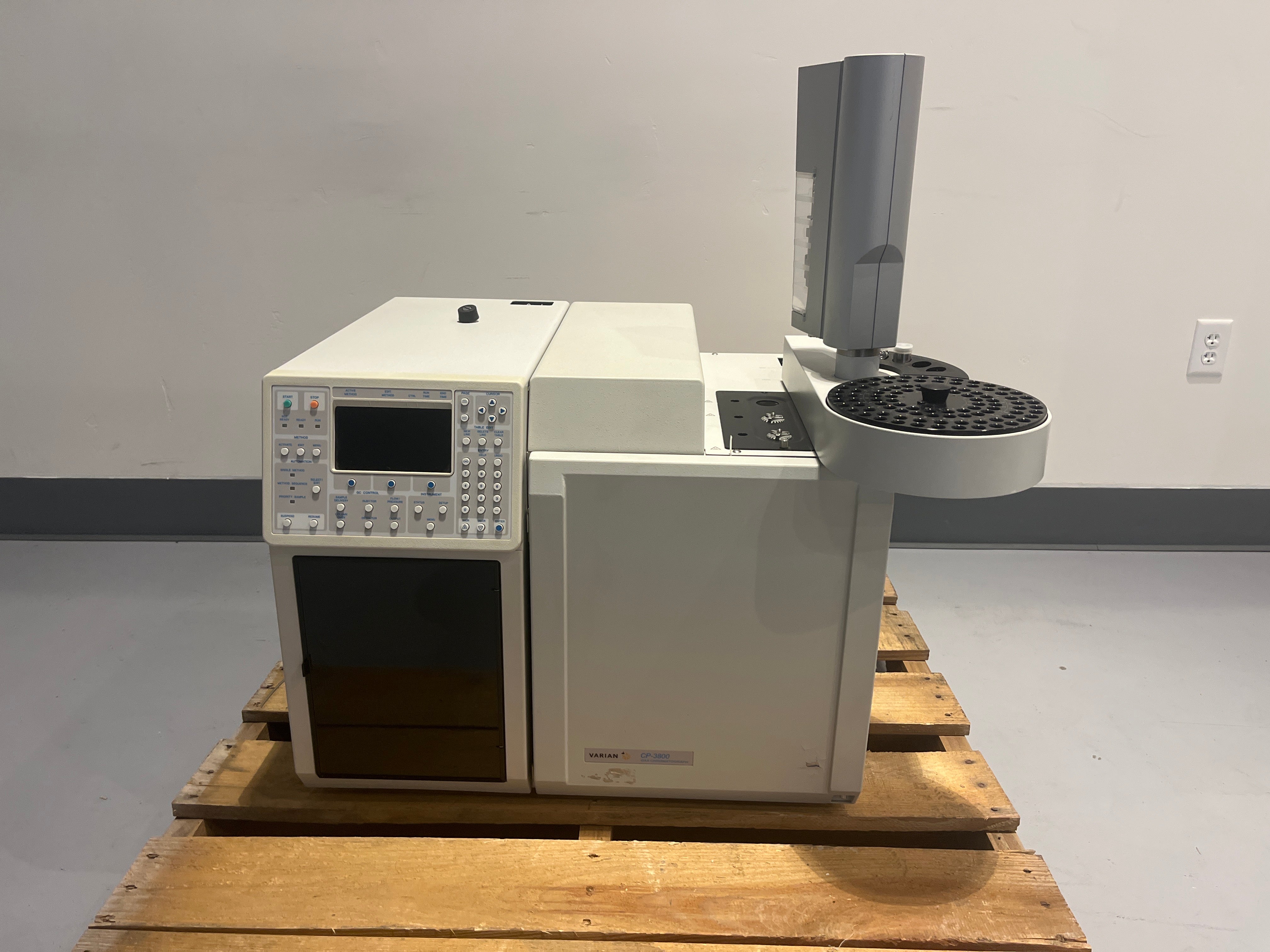 Varian CP-3800 Chromatography System With CP-8400 Autosampler – NTC Tech
