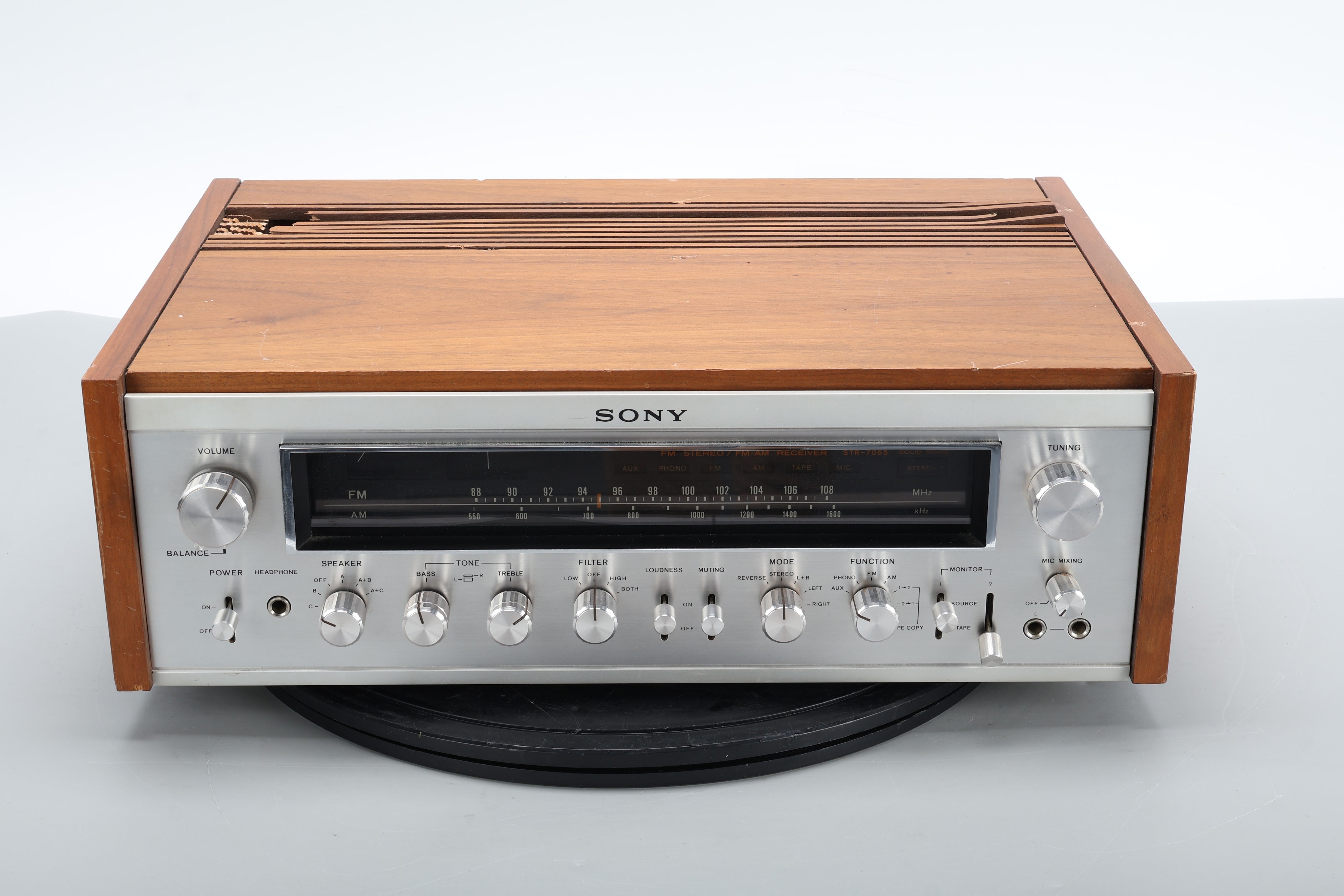 Sony STR-7065 FM Stereo/FM-AM Receiver - AS IS For Parts – NTC Tech