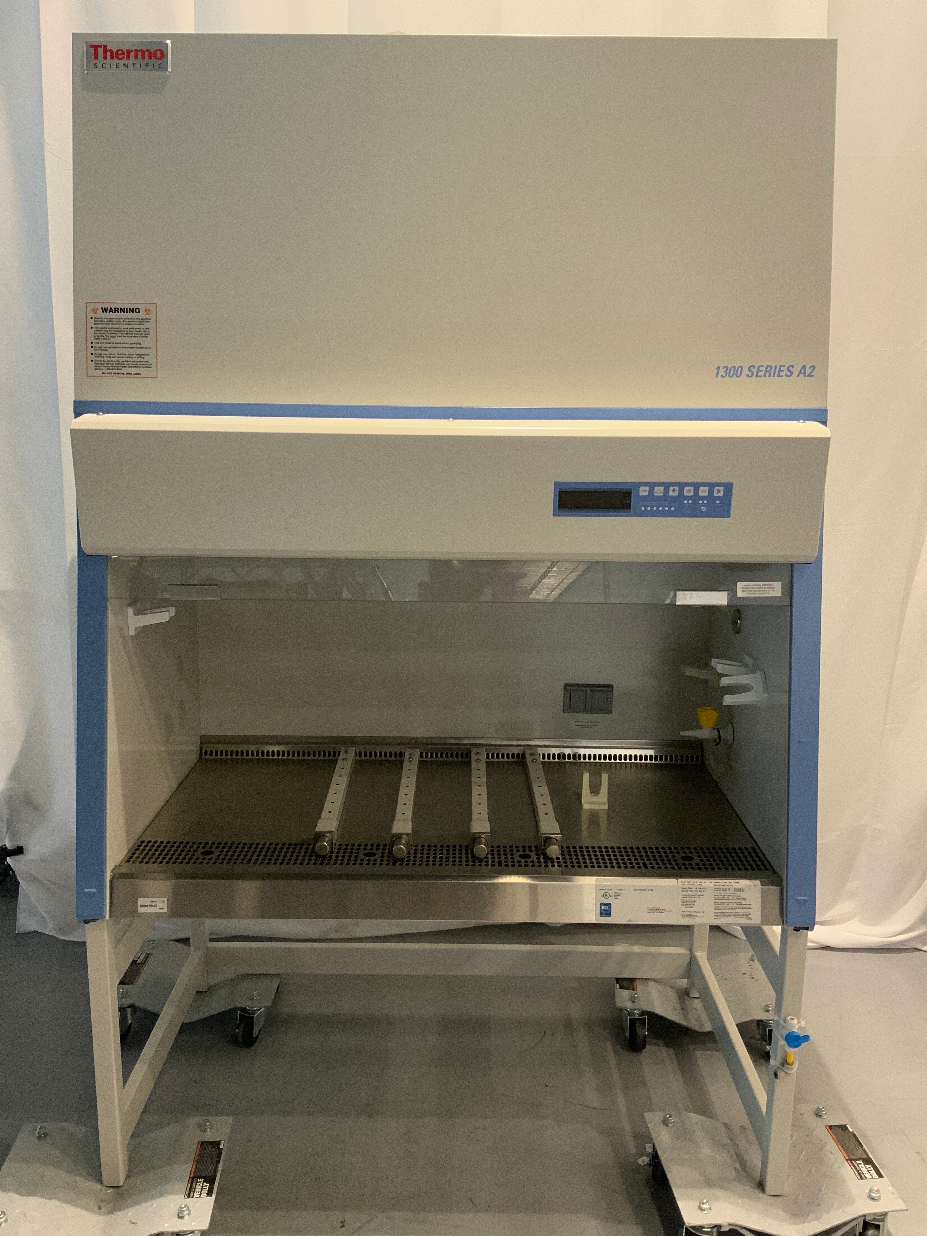 Thermo Scientific 1385 1300 Series Class II, Type A2 Biological Safety ...