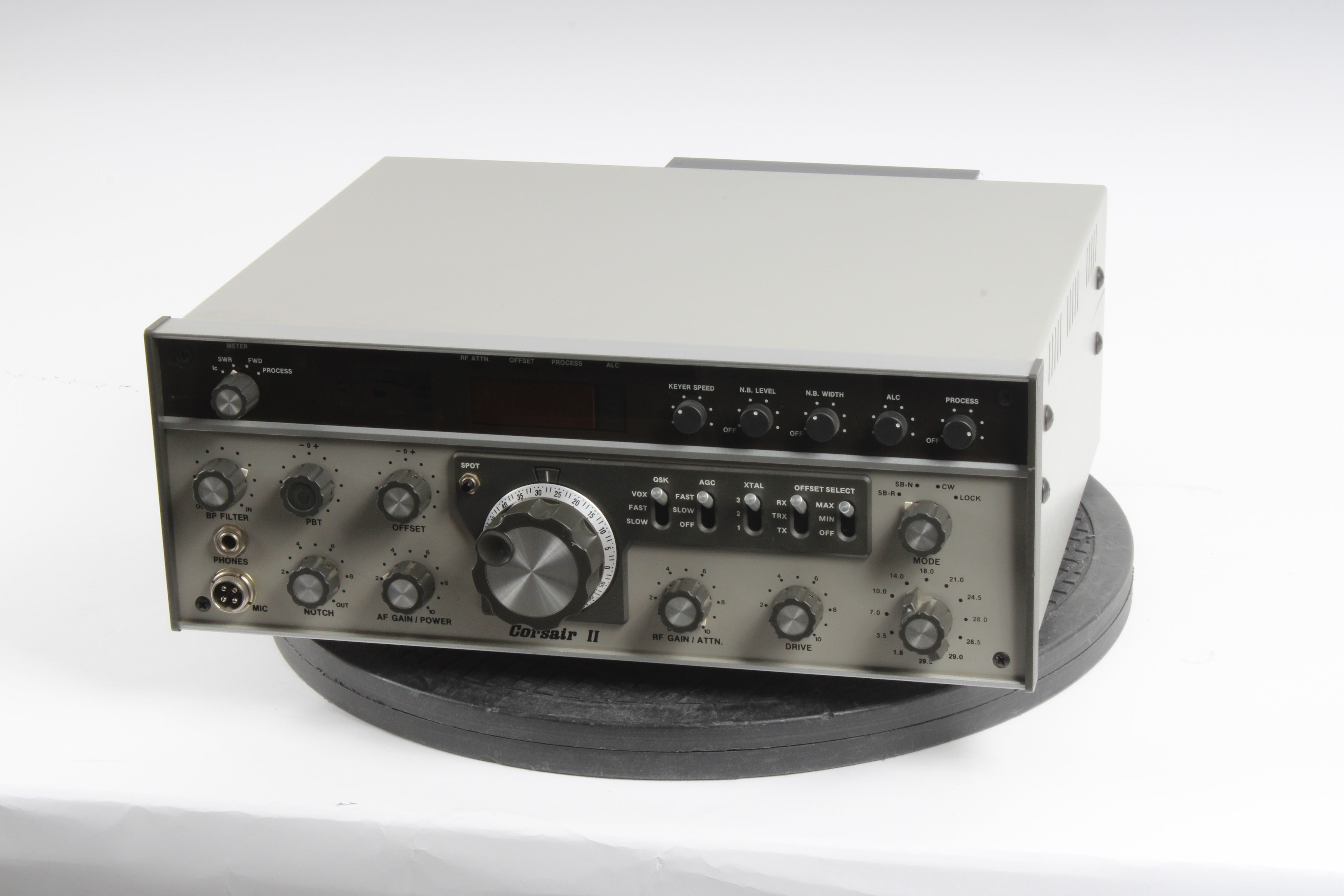 Ten-Tec Model 561 Corsair II HF Transceiver – NTC Tech