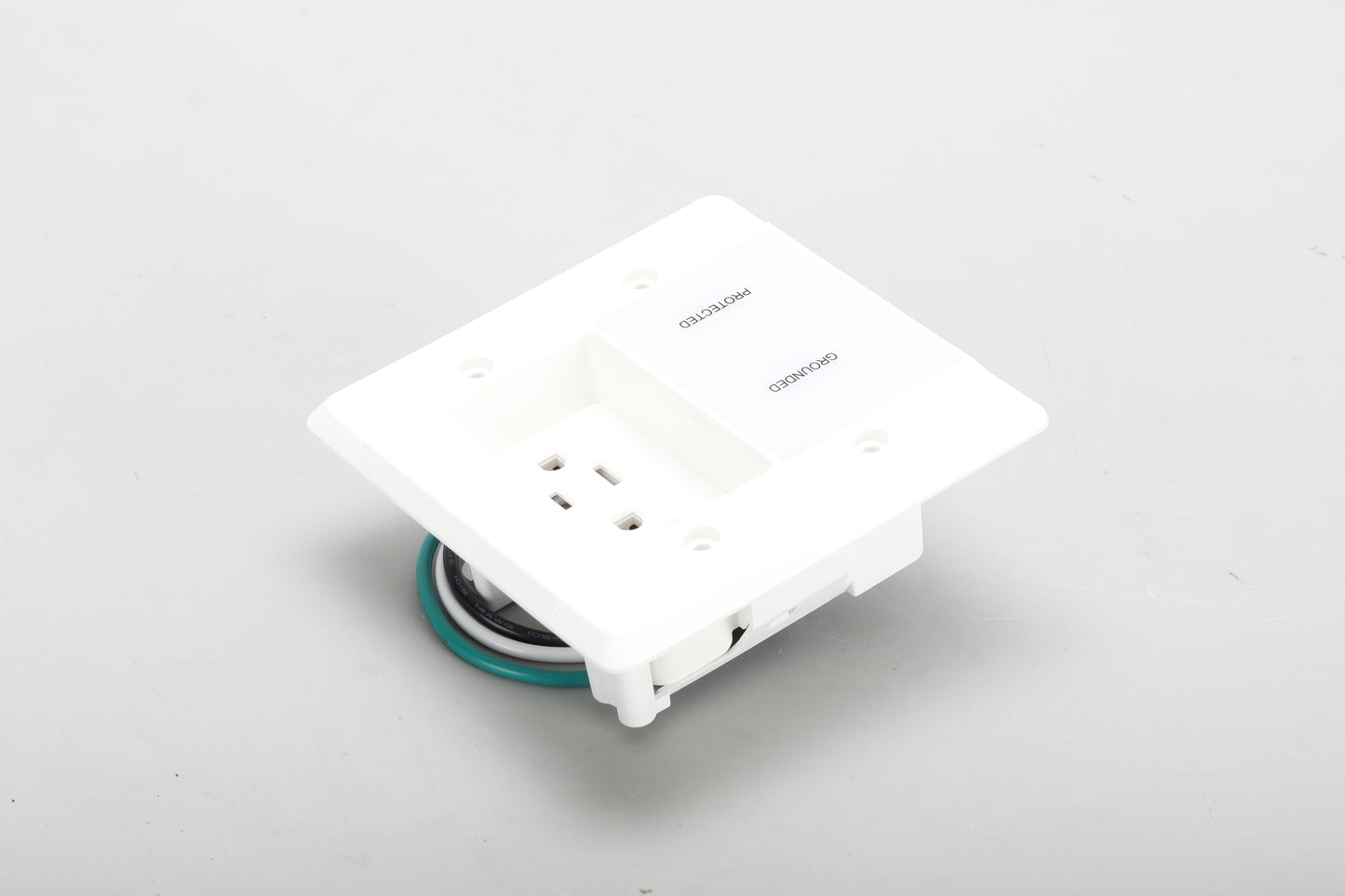 WattBox WB-200-IW-2-WHT 2-Outlet In-Wall Power Conditioner White W/ Bo ...