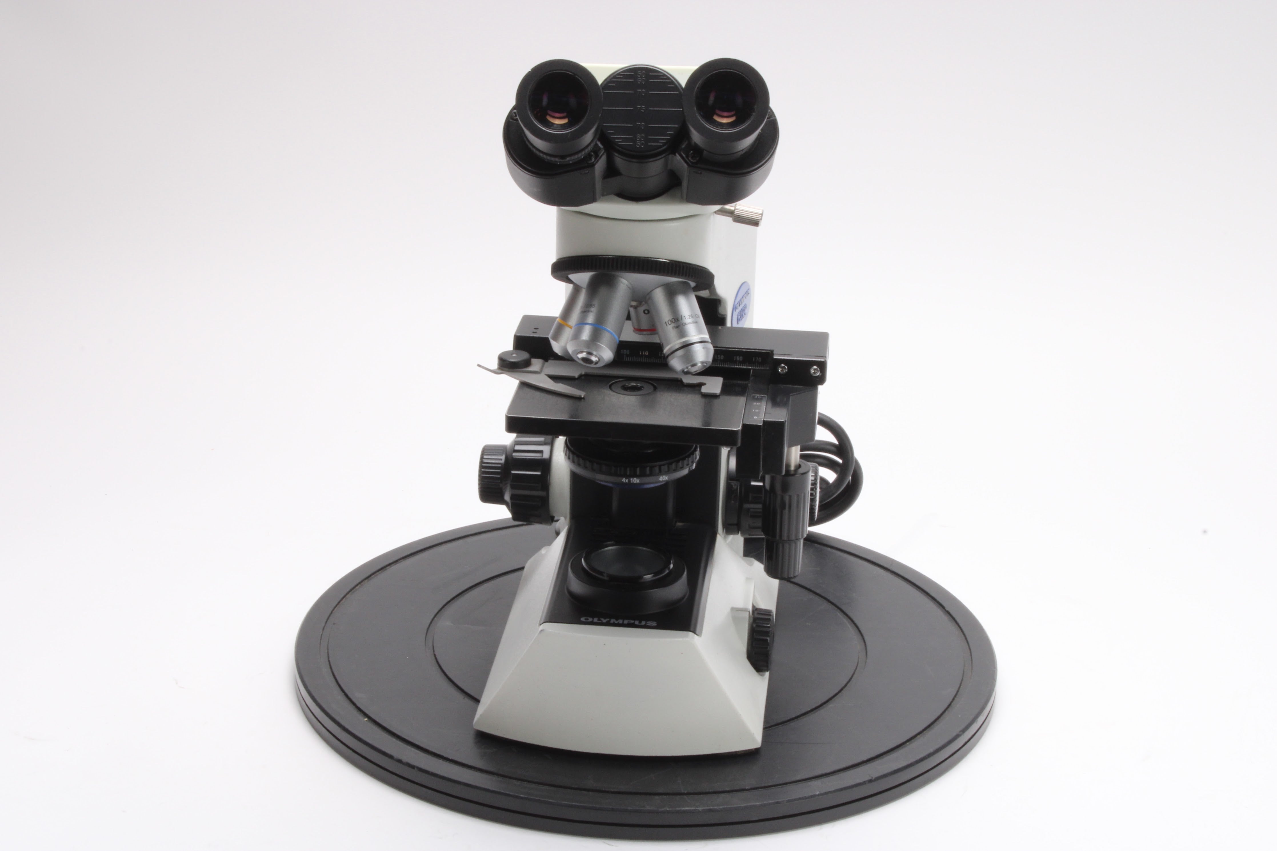 Olympus CX22RFS1 Laboratory Microscope W/ 100x/1.25, 40x/0.65, 10x/0.2 ...
