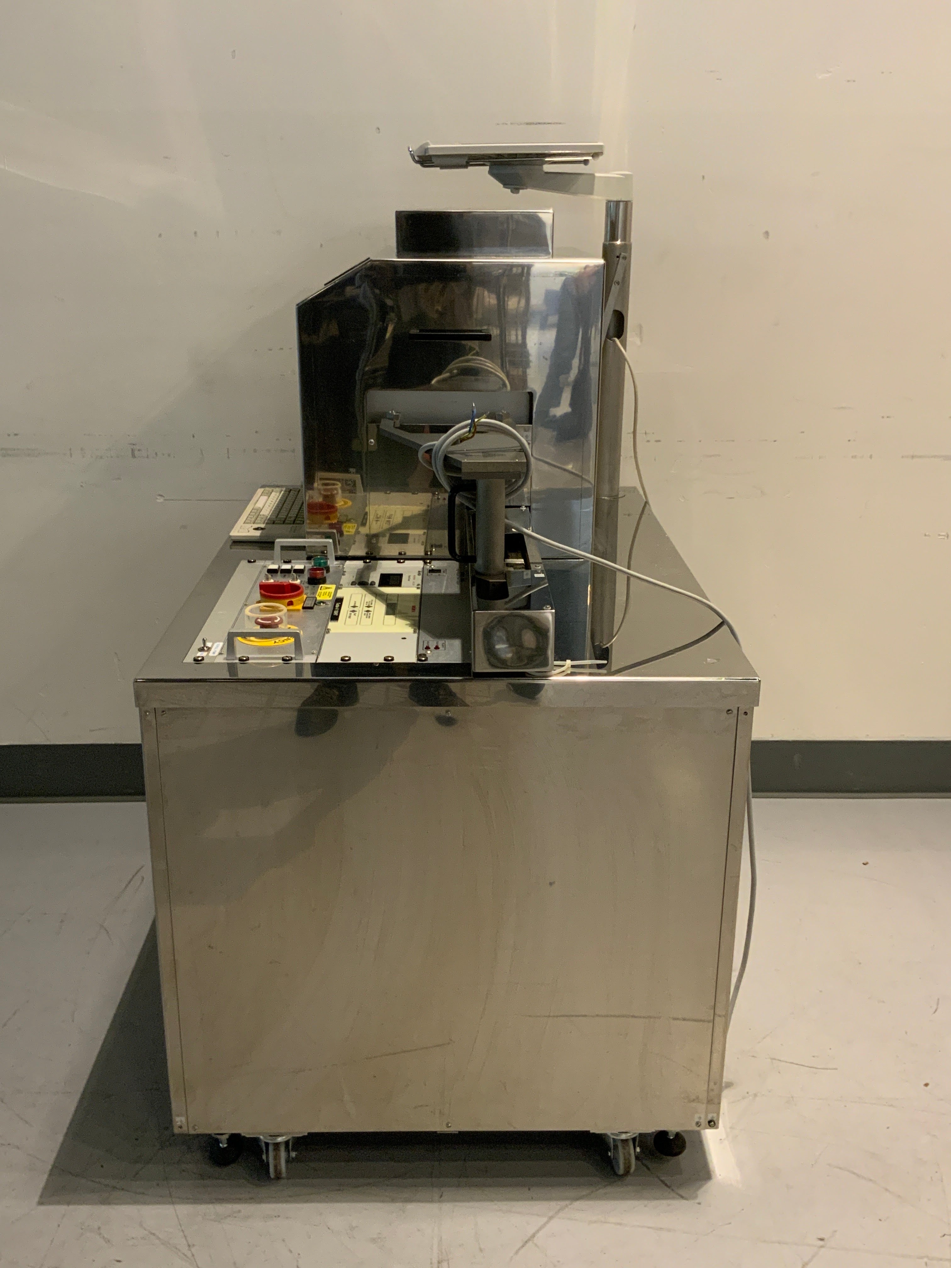 Karl Suss SB6 VAC Wafer Bonder W/ Varian Turbo-V 150HT Controller, & P ...