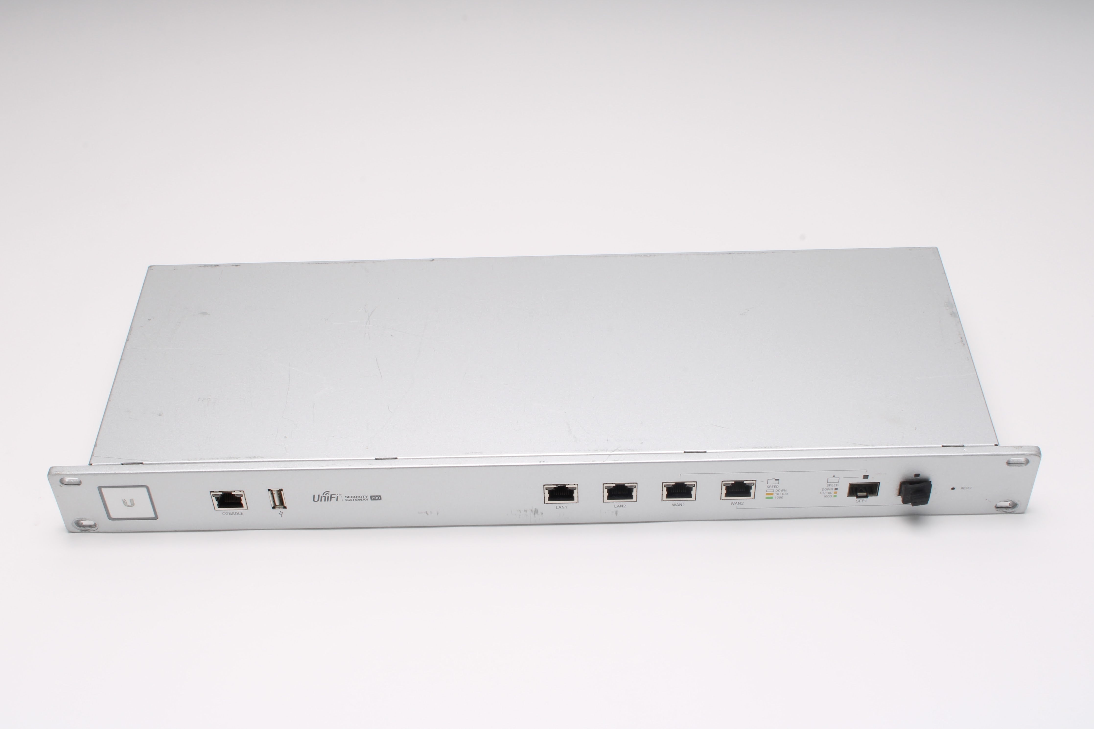 Ubiquiti Networks USG-PRO-4 UniFi Security Gateway Access Point PRO ...
