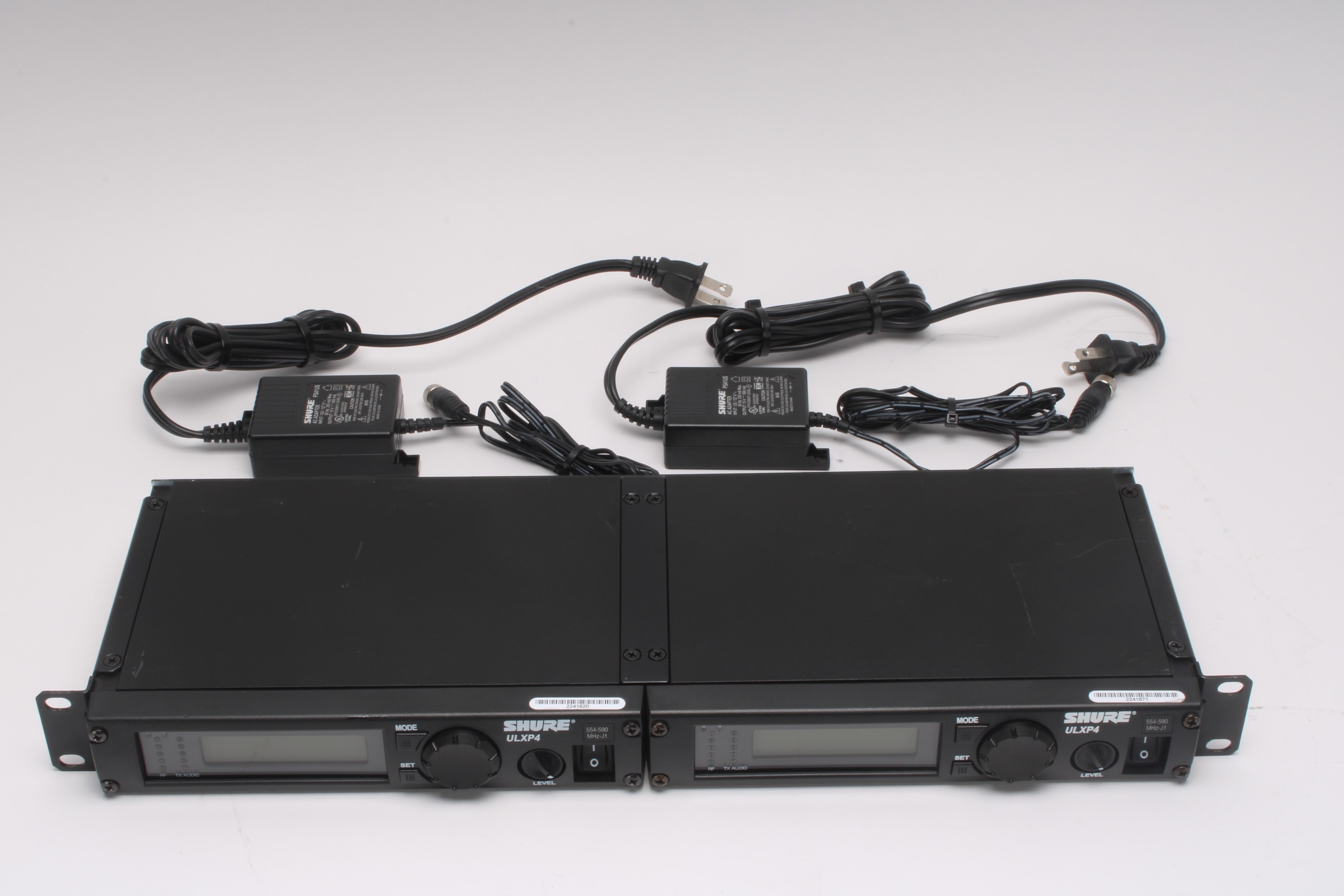Shure ULXP4 Wireless Microphone Receiver 554-590 MHZ J1 With 2x PSU Lo ...