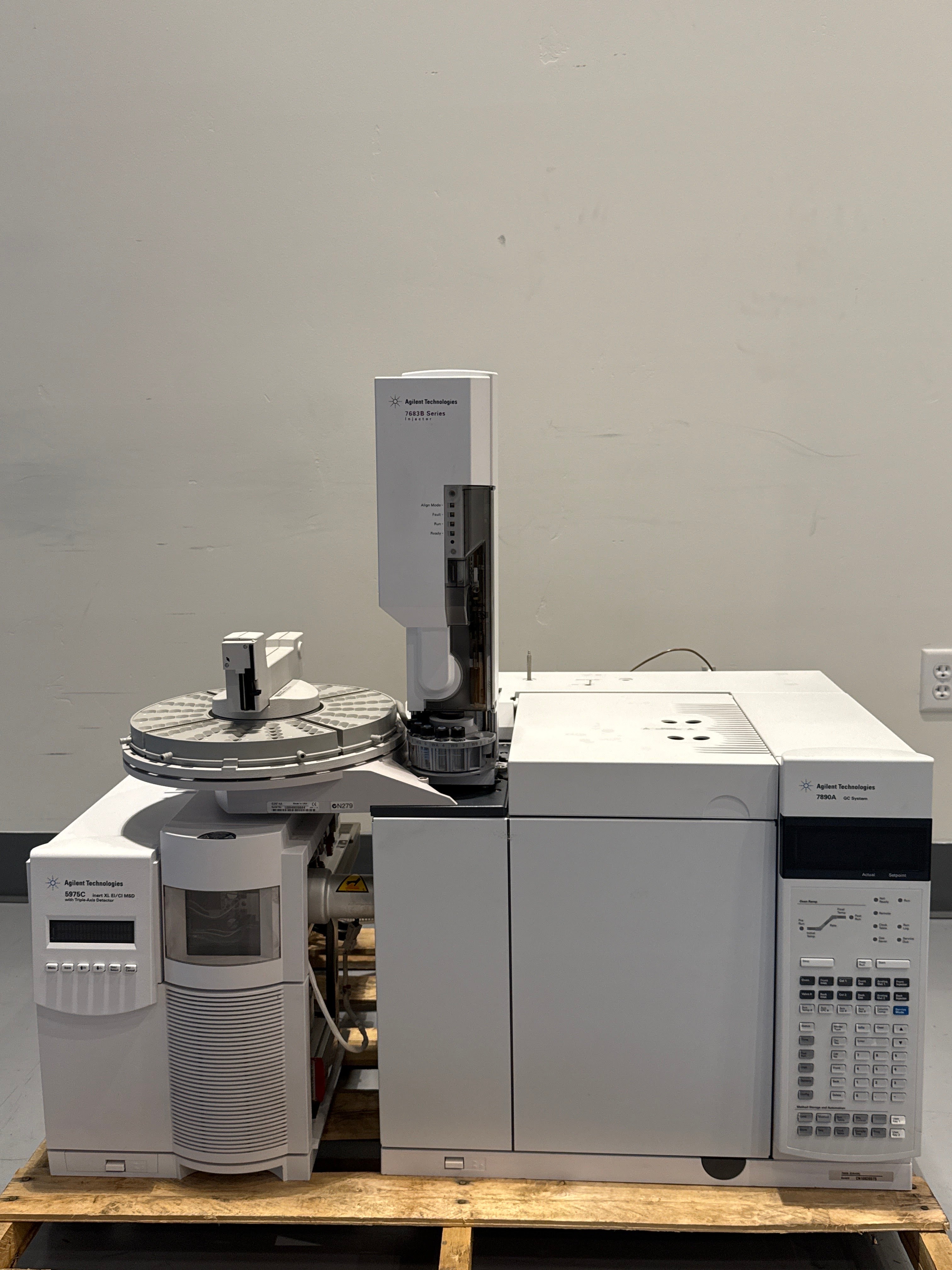 Agilent 7890A GC Gas Chromatography System 7683 Autosampler w/ 7683B ...