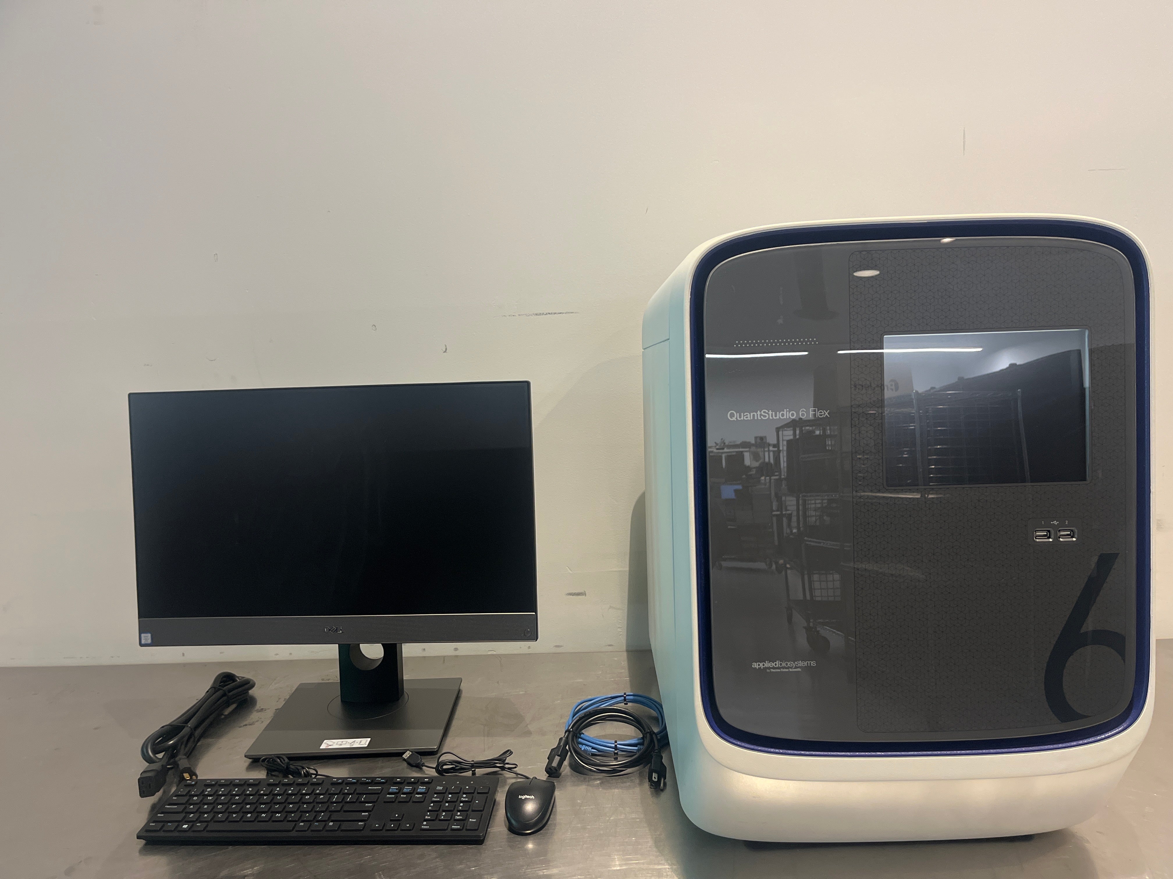 Thermo Fisher QuantStudio 6 Flex PCR System With PC, Software, and Acc ...