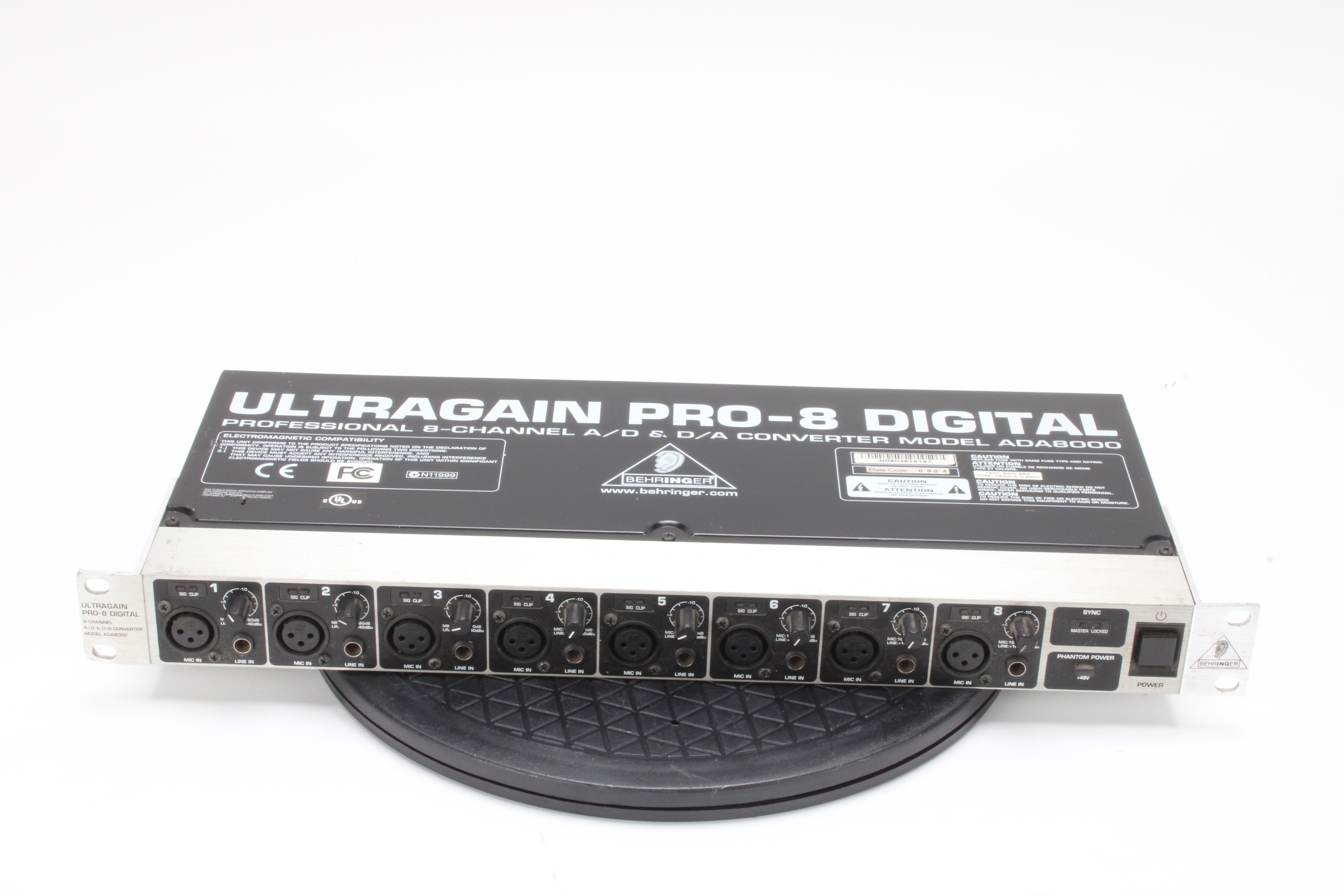 Behringer ADA8000 Ultragain PRO-8 Digital Pro 8-Ch A/D & D/A Converter ...