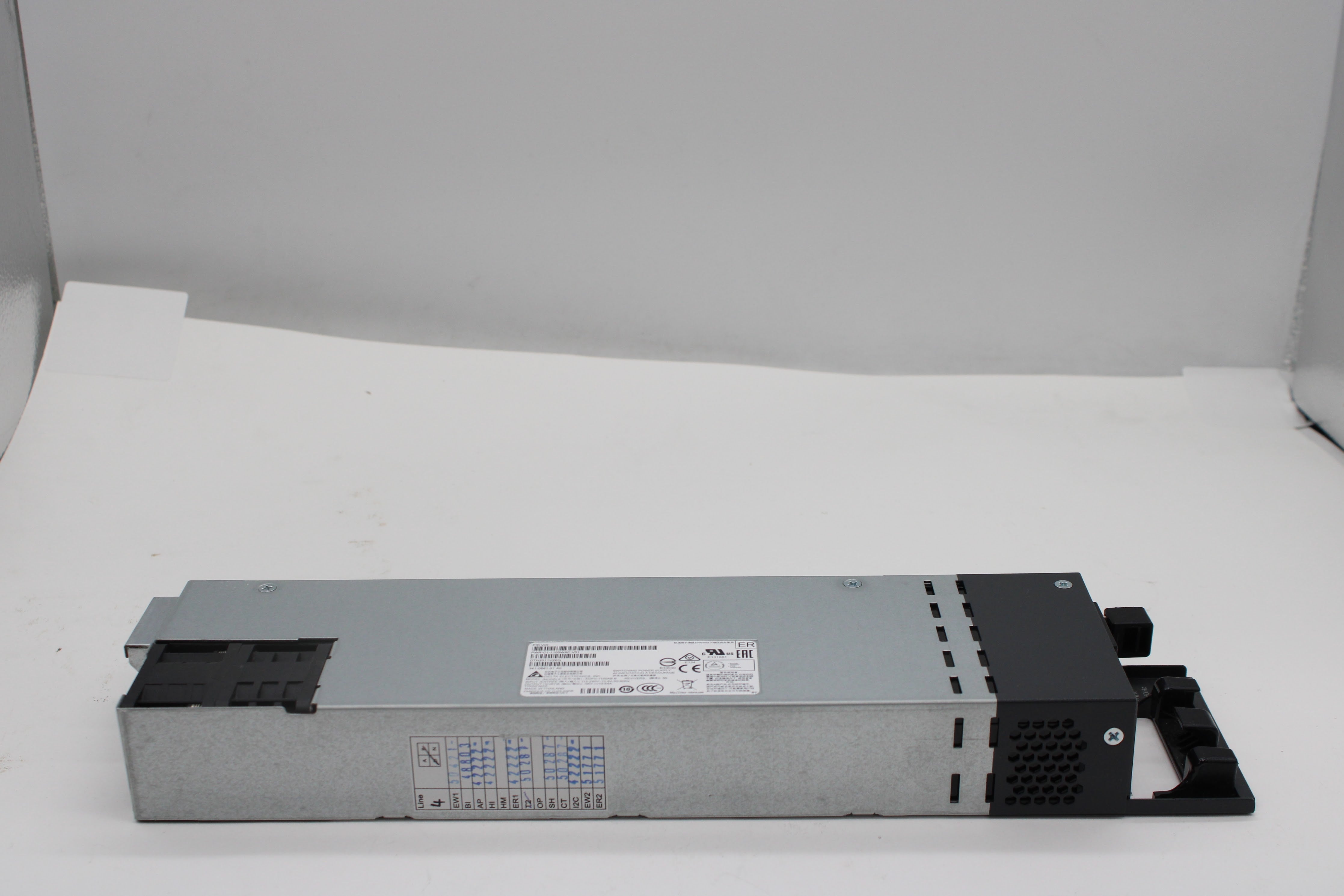 Delta PWR-C1-1100WAC Switch Power Supply 1100W AC / Hot-plug / Redunda ...