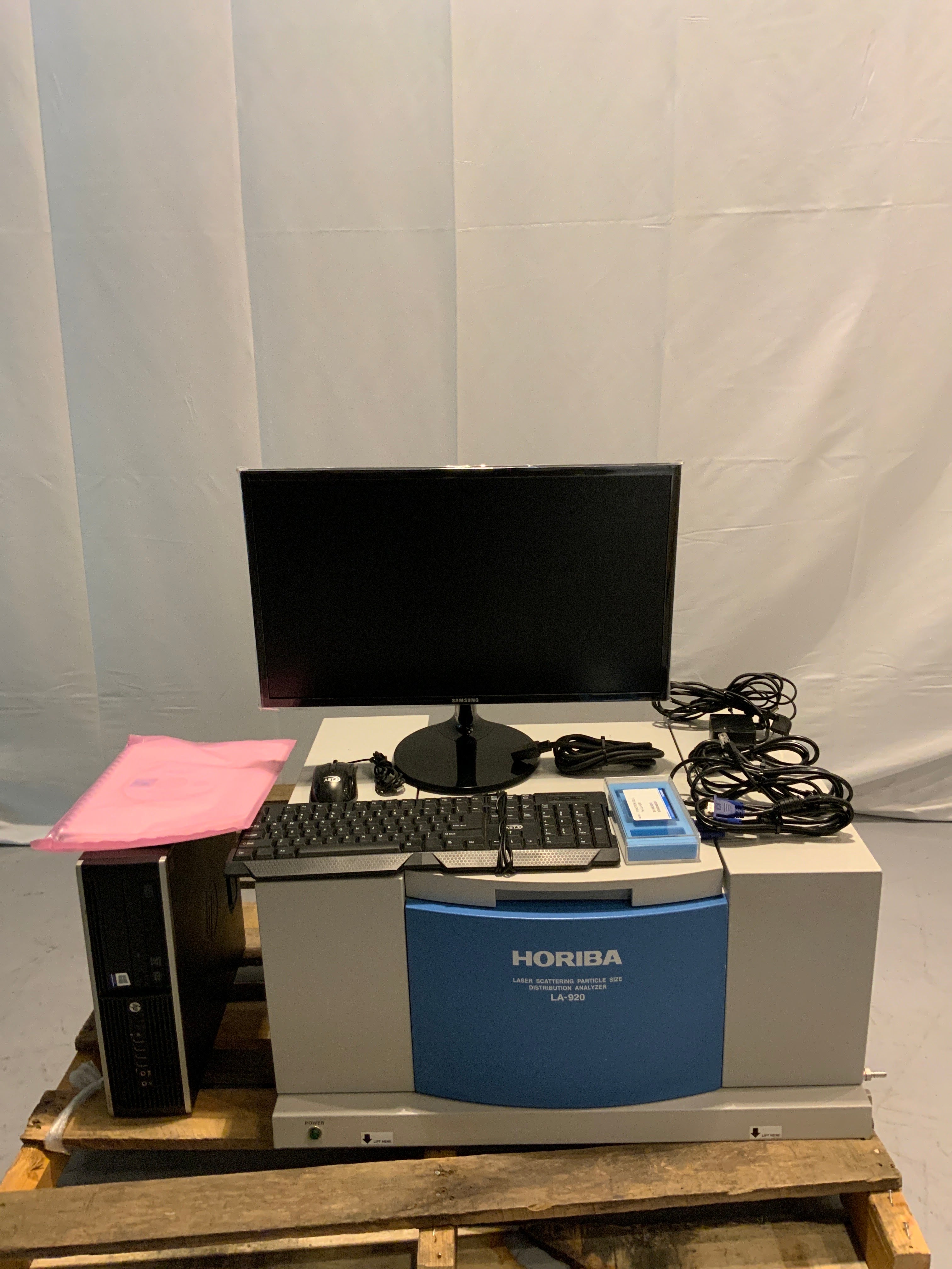 Horiba LA-920 Particle Size Analyzer W/ HP Pro 6305 PC W/ LS-920 Softw ...