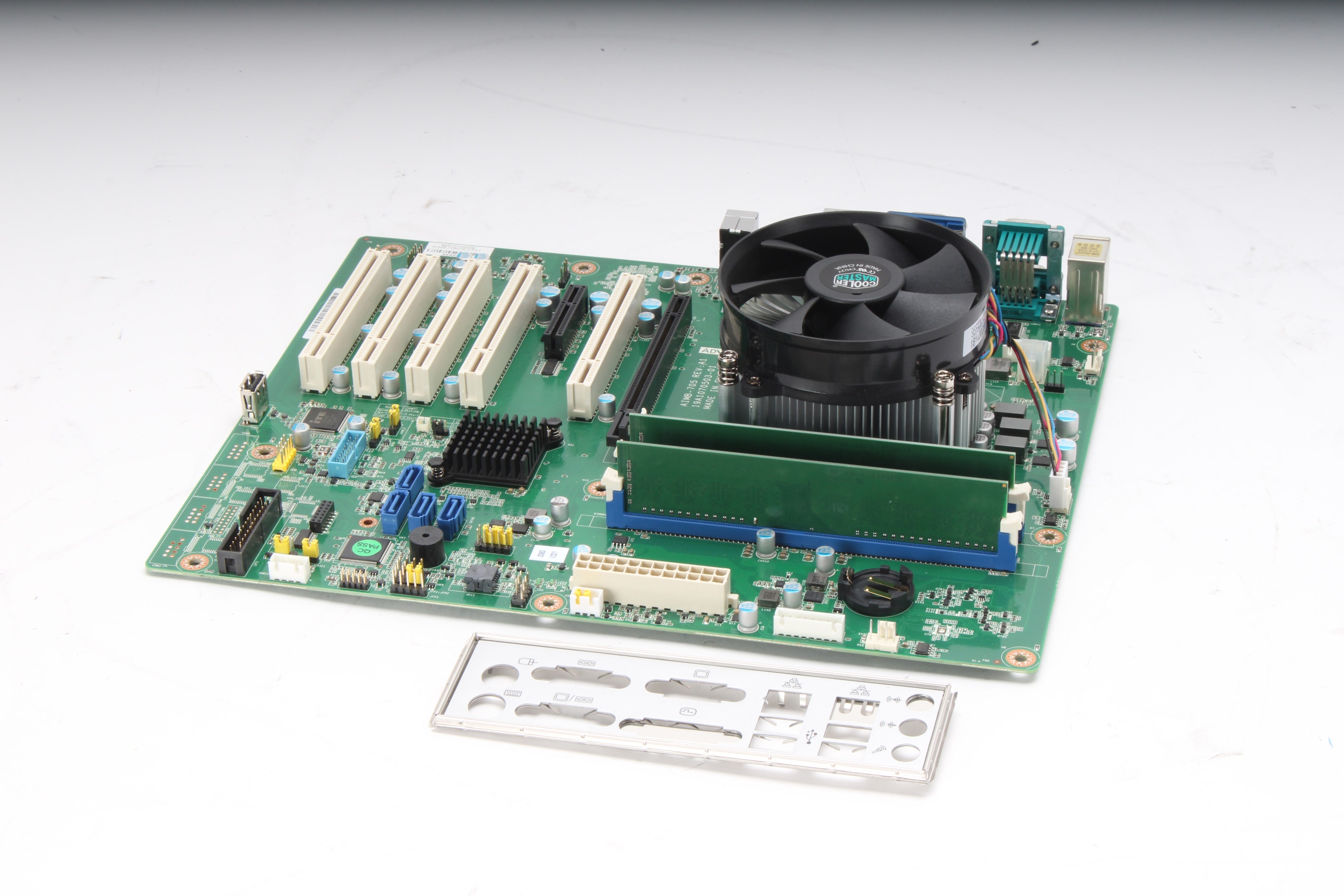 Advantech AIMB-705 Motherboard w/ Intel i7-6700 CPU @ 3.4GHz / 16GB Ra ...