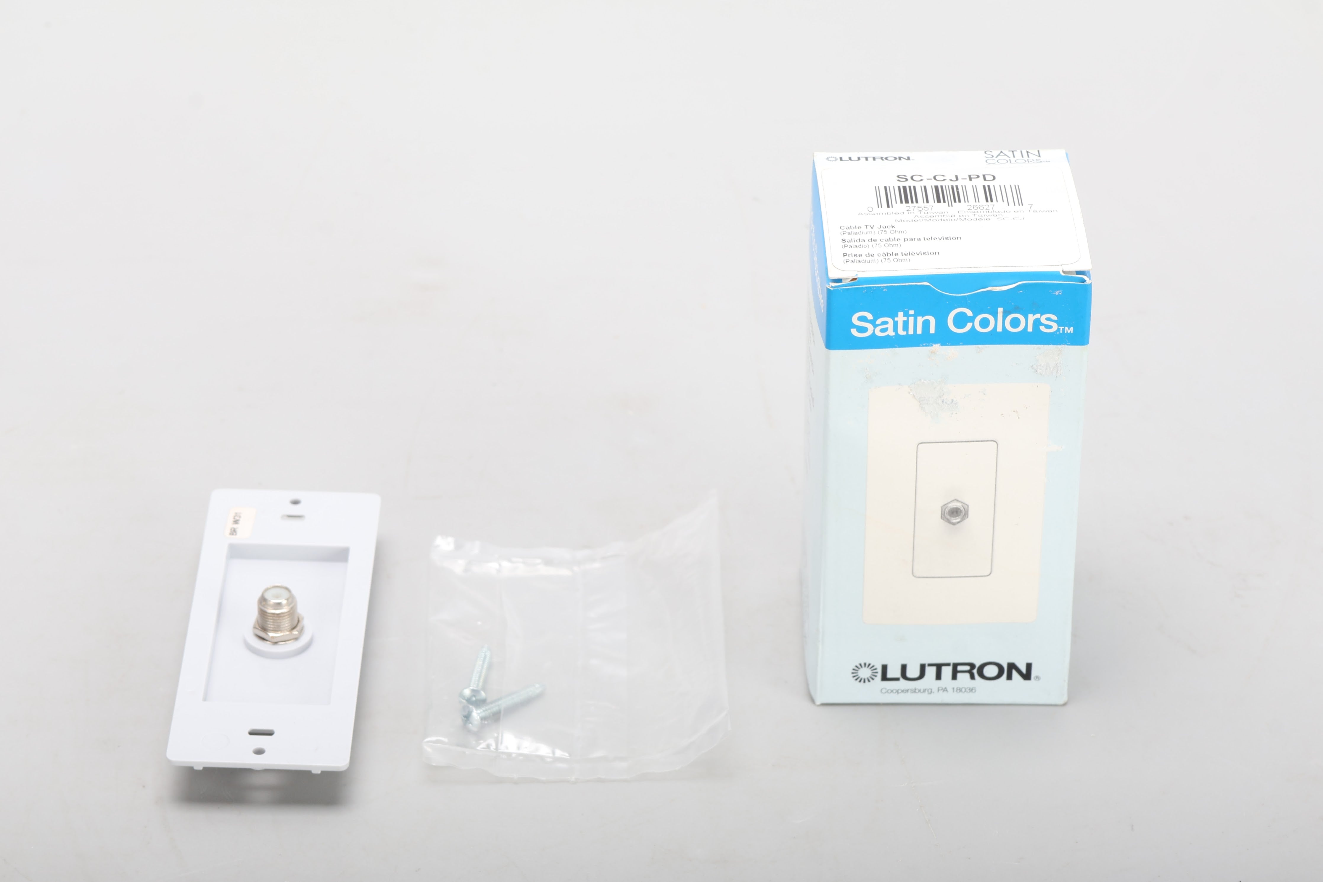 Lutron SC-CJ-PD Cable Jack, Wall Plate, White 400-2514 Rev B With Scre ...