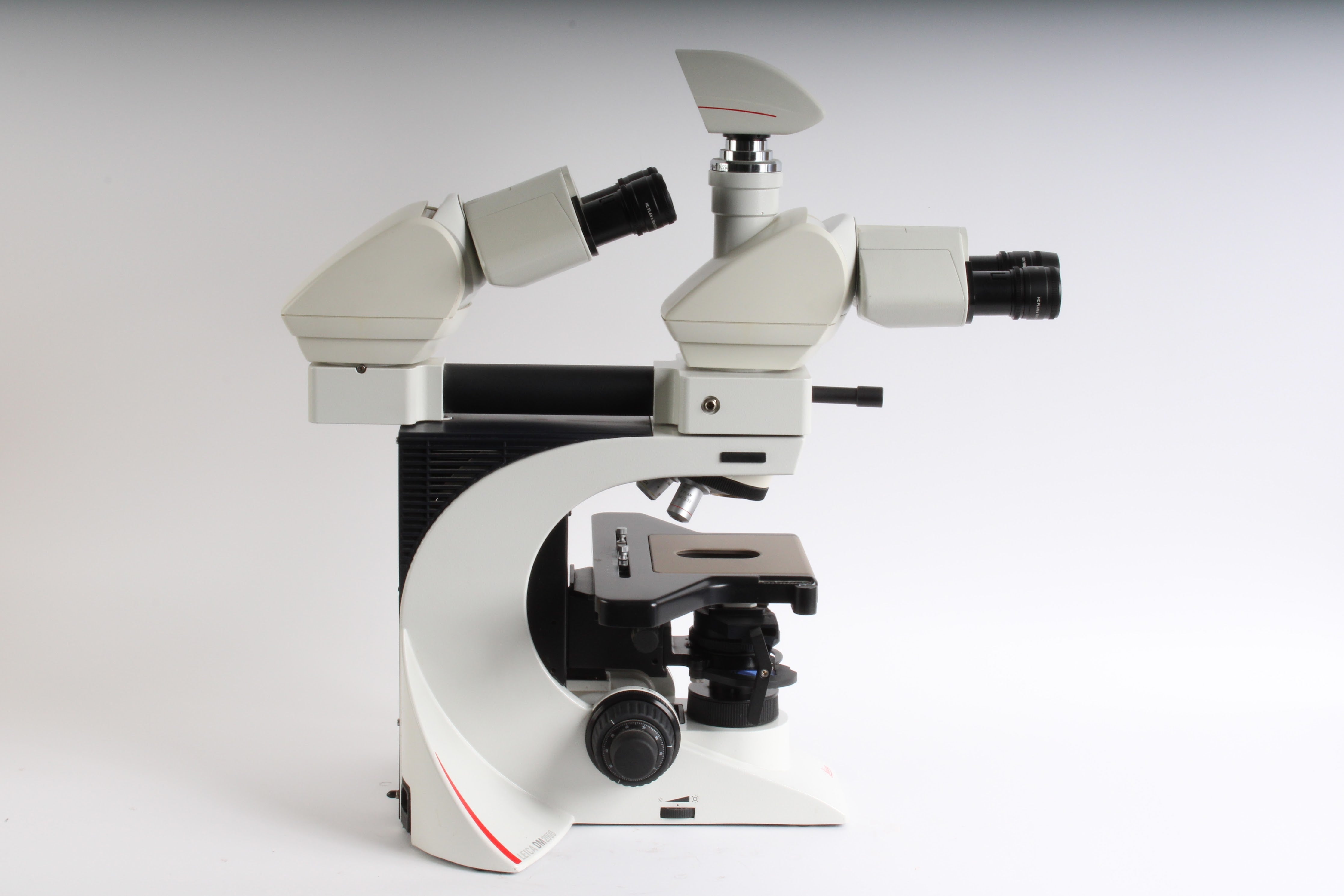 Leica DM2000 Microscope W/ N Plan 5x/0.12 and 10x/0.25 and Accessories ...