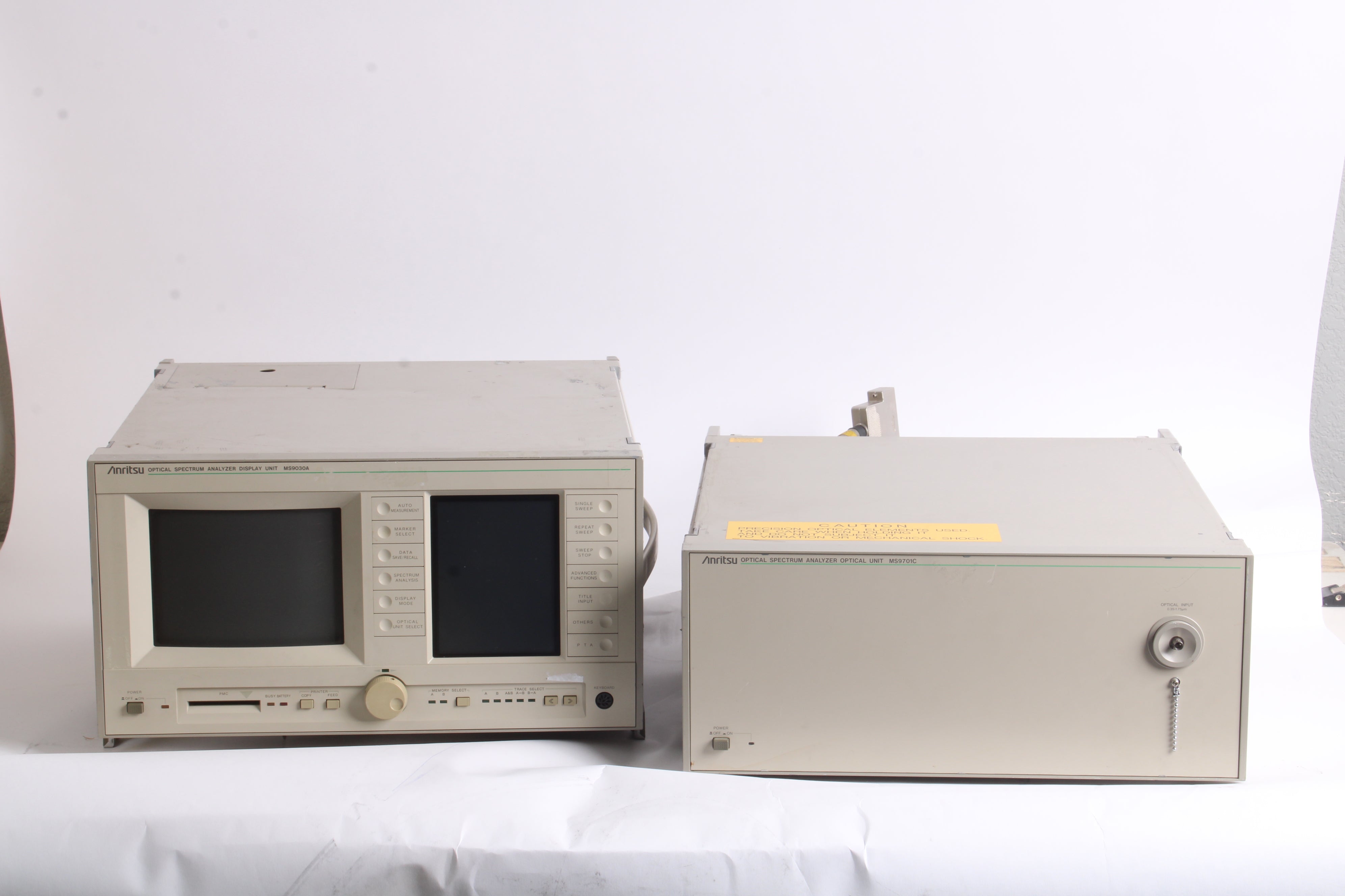 Anritsu MS9701C Optical Spectrum Analyzer Optical Unit w / MS9030A Dis ...