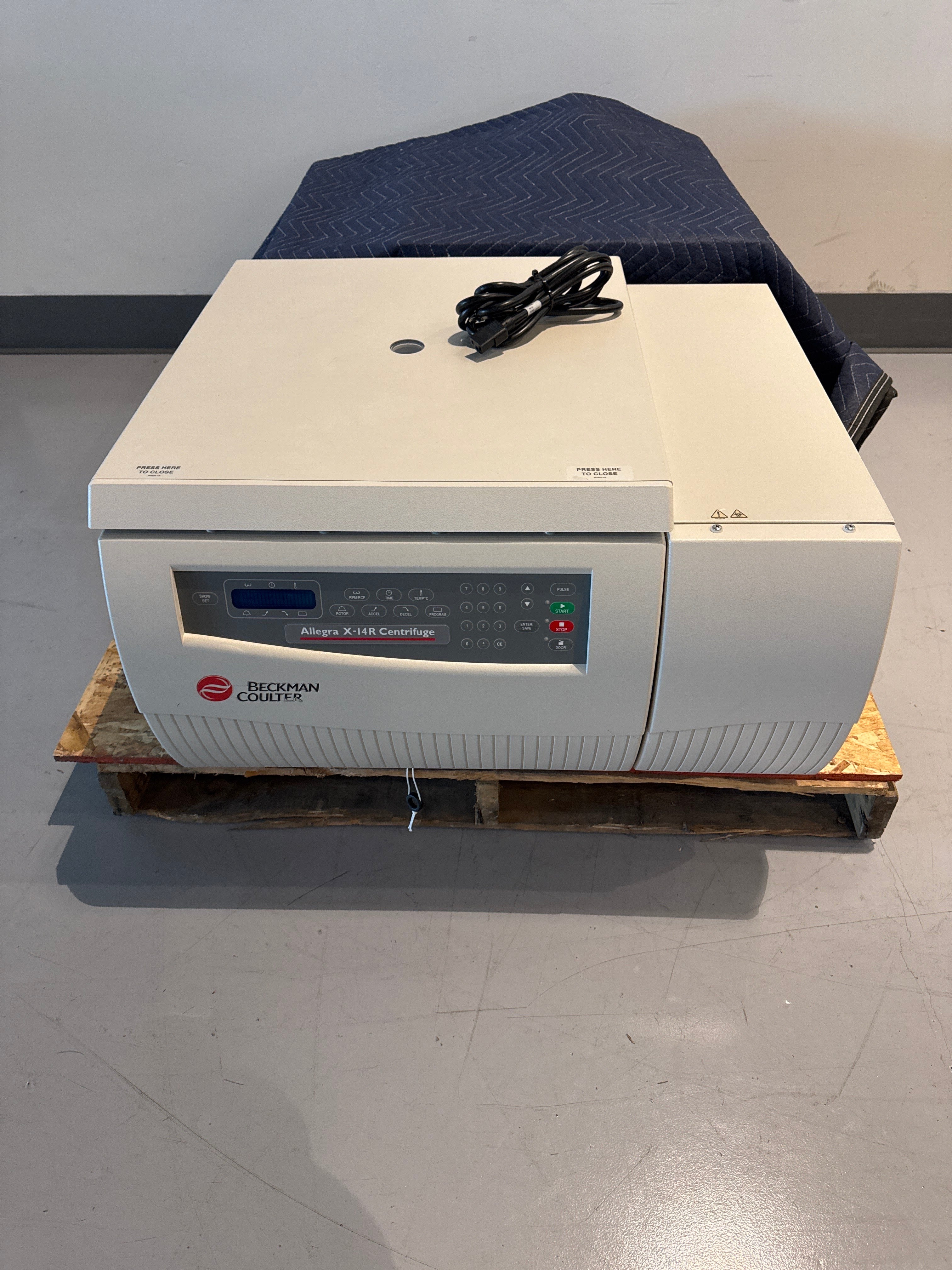 Beckman Coulter X-14R Benchtop Centrifuge With SX4750A Rotor and Power ...