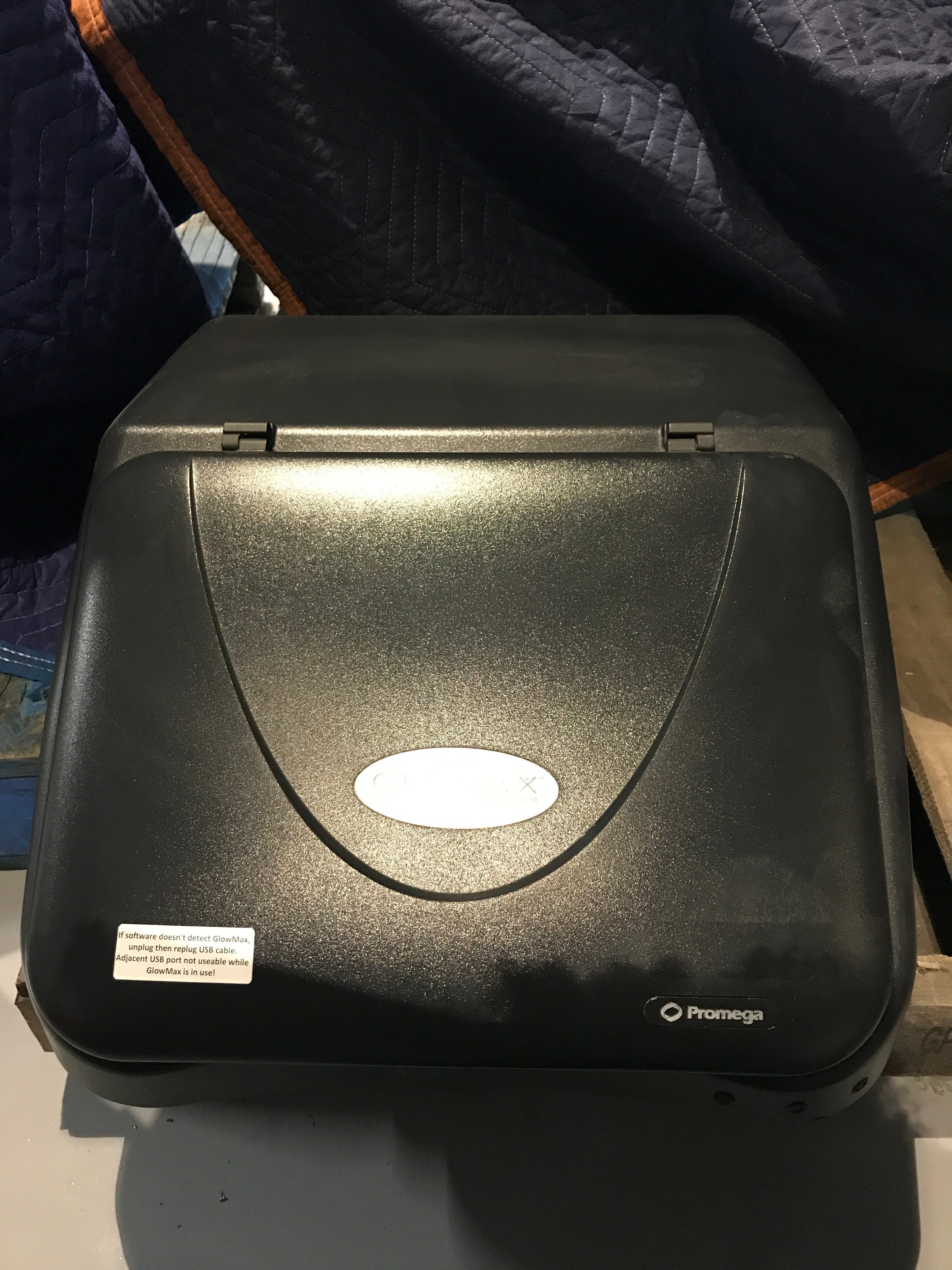 Turner Biosystems 9101-002 Promega Glomax 96-Microplate Luminometer ...