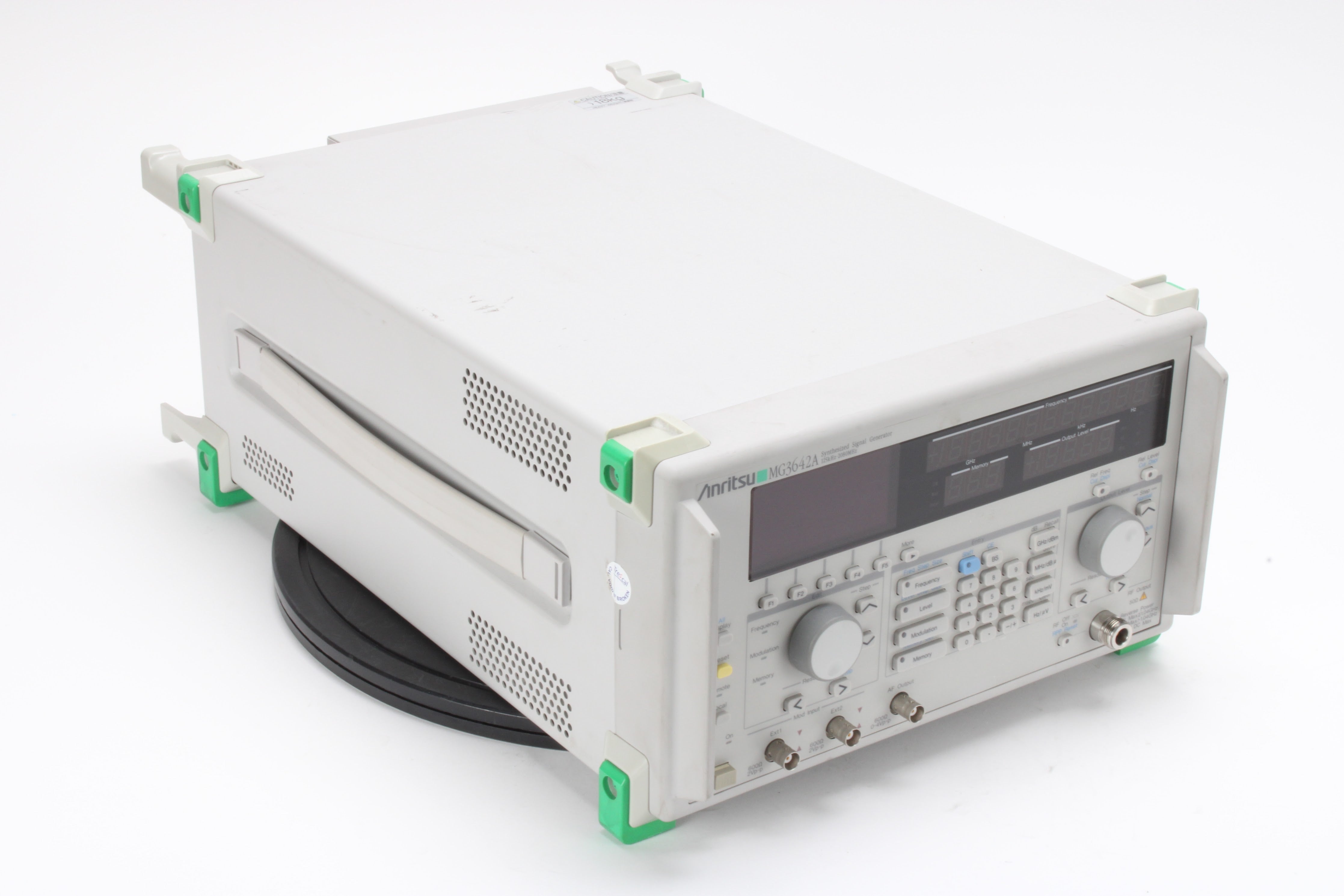 Anritsu MG3642A Synthesized Signal Generator 125kHz-2080MHz - Ref Osc ...