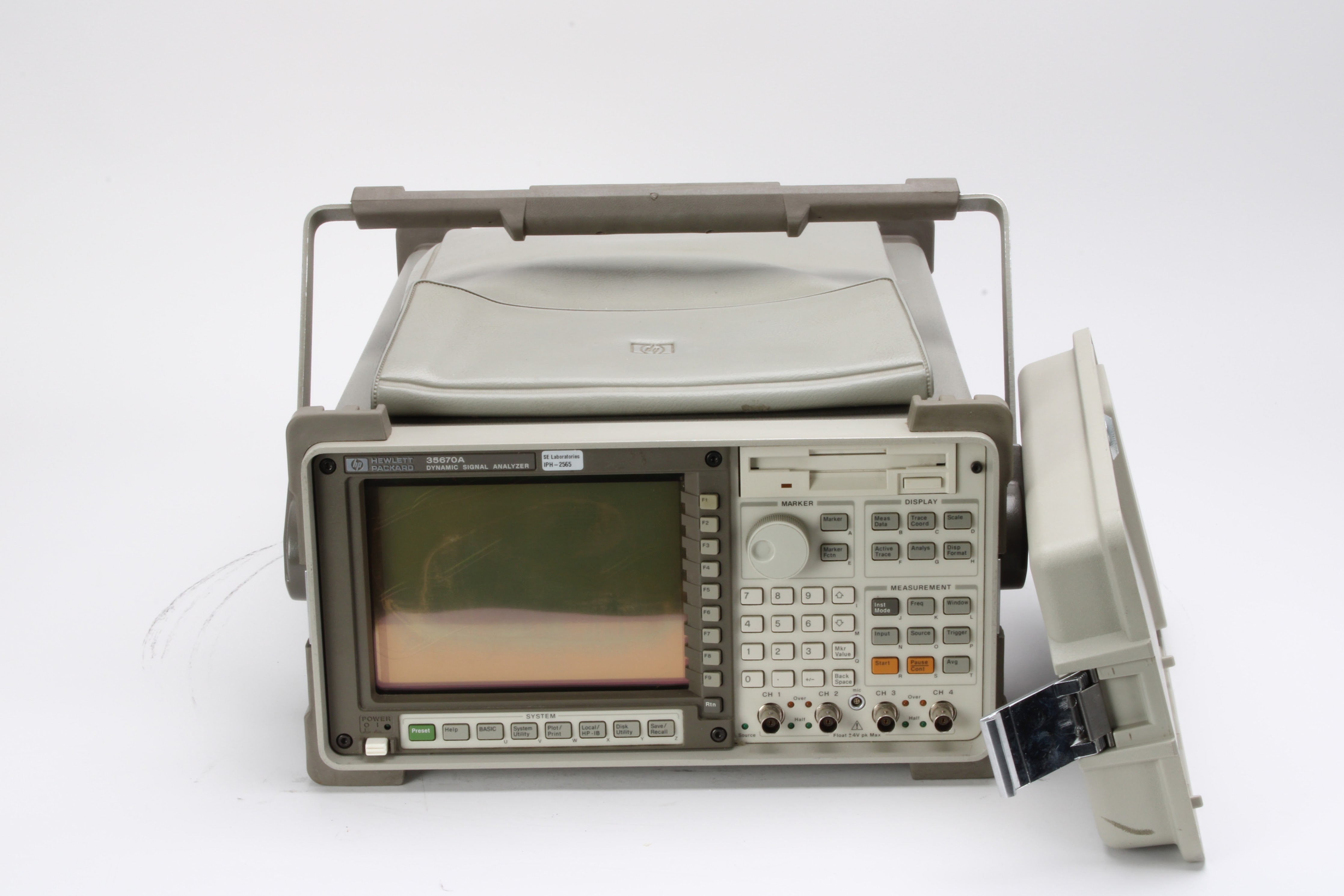 HP 35670A DC-102.4 kHz FFT Dynamic Signal Analyzer W/ AY6,UFC,1C2,1D1 ...