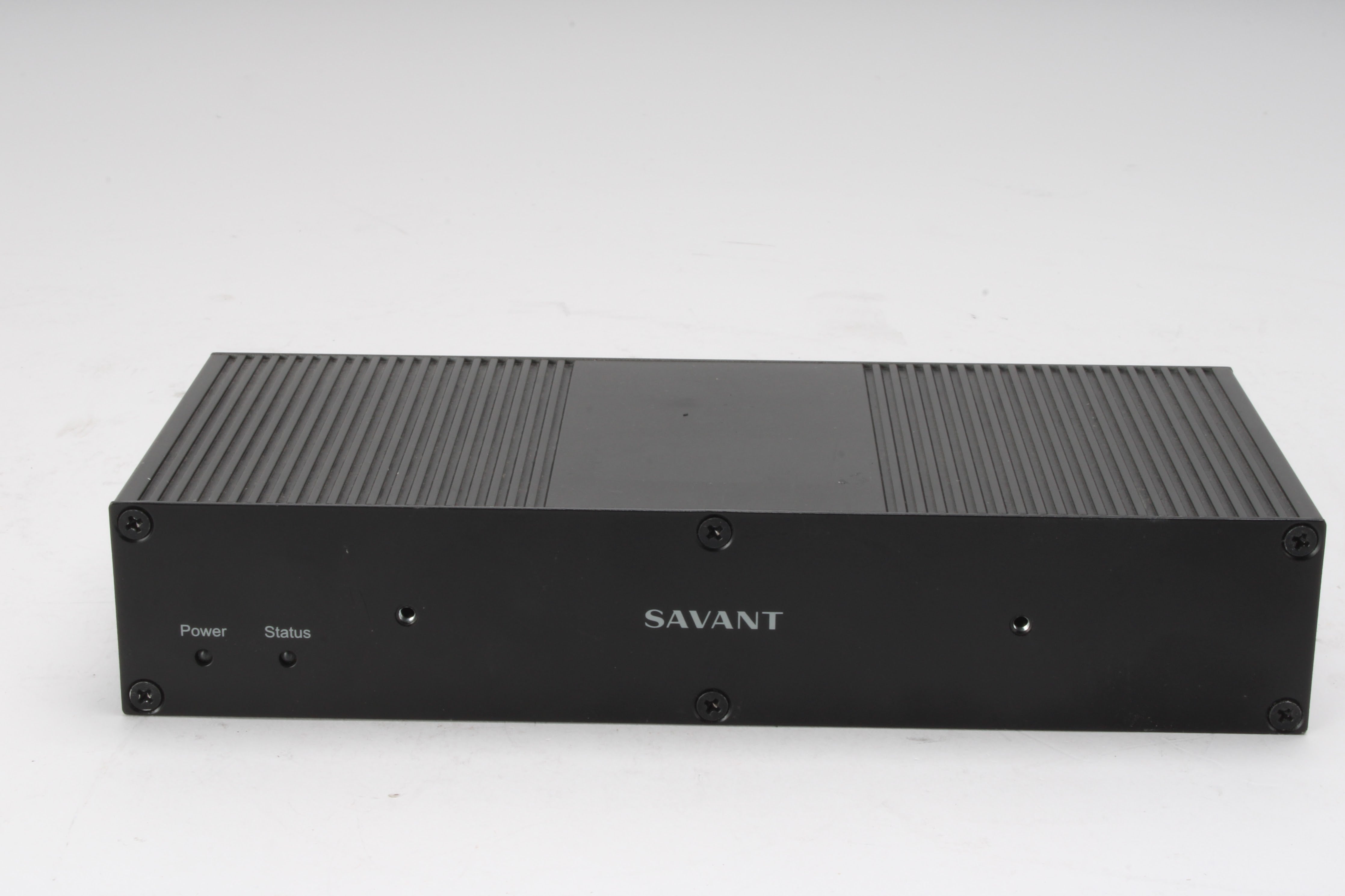 Savant PAV-AOM8C-00 ProAV 16-Channel Audio Output IP Receiver With Con ...