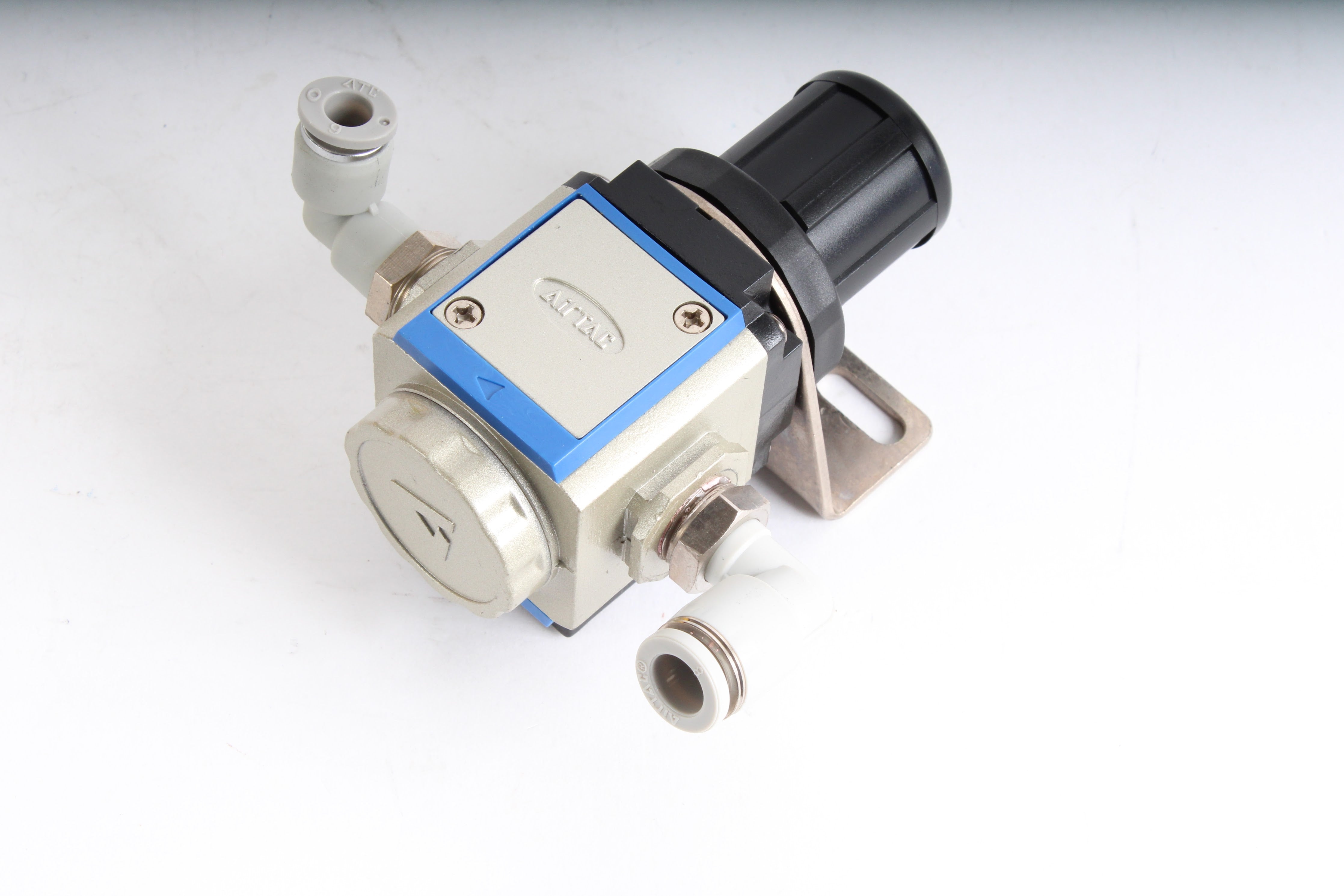 Airtac GR200-08 Control Compressor Pressure Relief With Gauge – NTC Tech