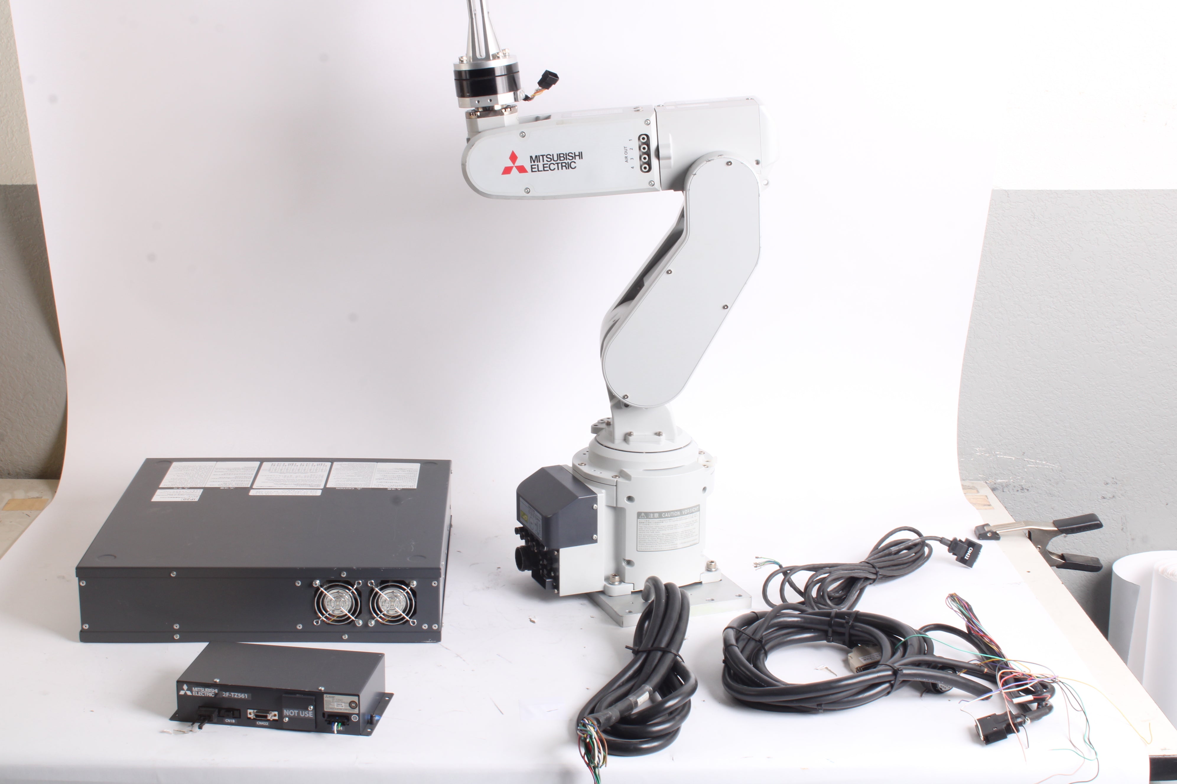 Mitsubishi RV-2F-1D-SA11 Robot Arm With CR751-02VD-0-SA11 Robot Contro – NTC Tech