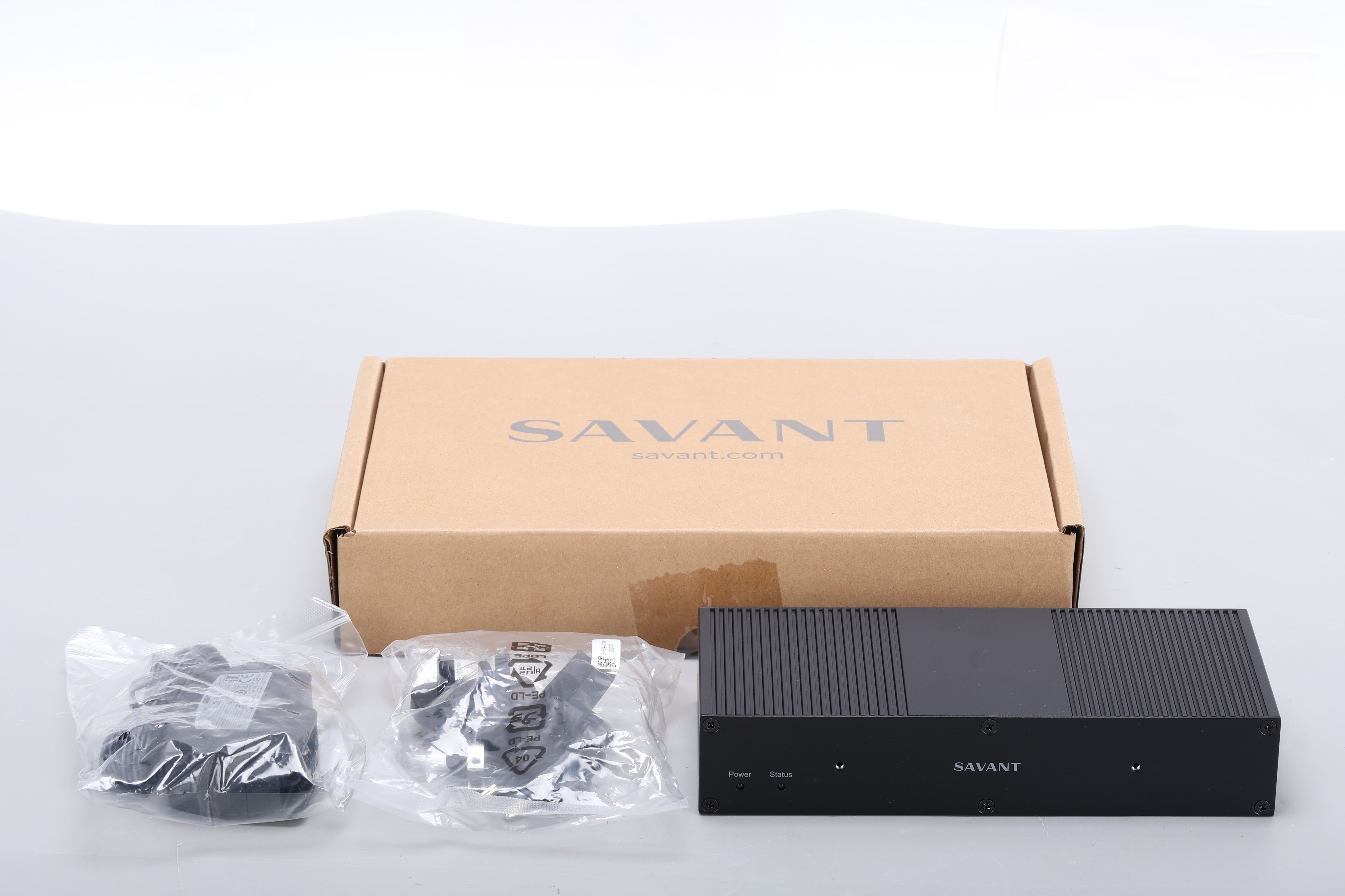 Savant PAV-SMS2001-00 IP Audio Music Server With Power Supply and Acce ...