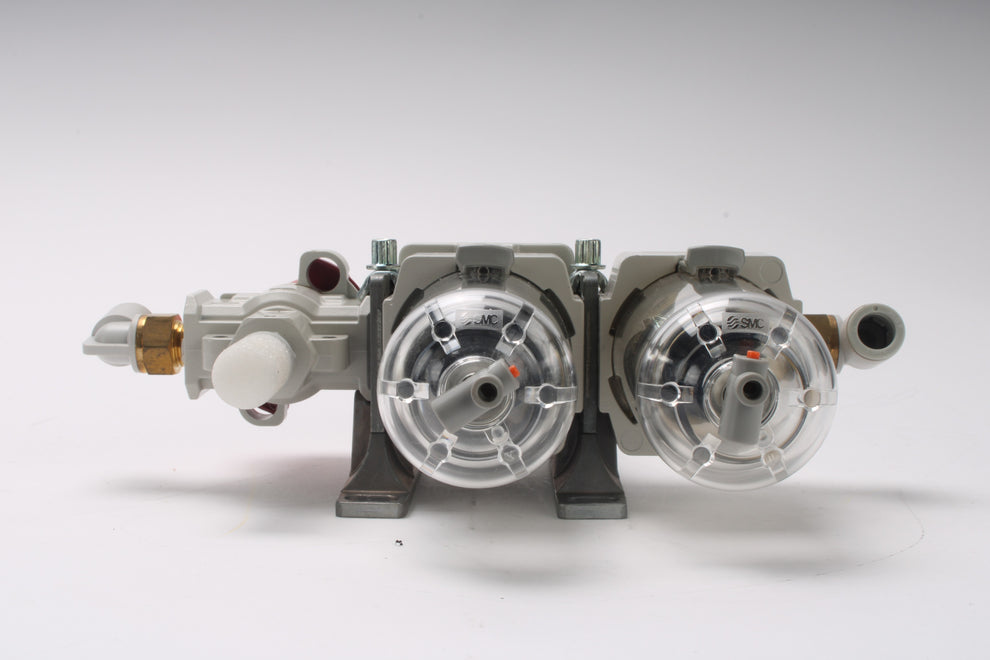 SMC AW30-02-A Filter Regulator w/ AFM30-02-A Mist Separator, VHS30-02A ...