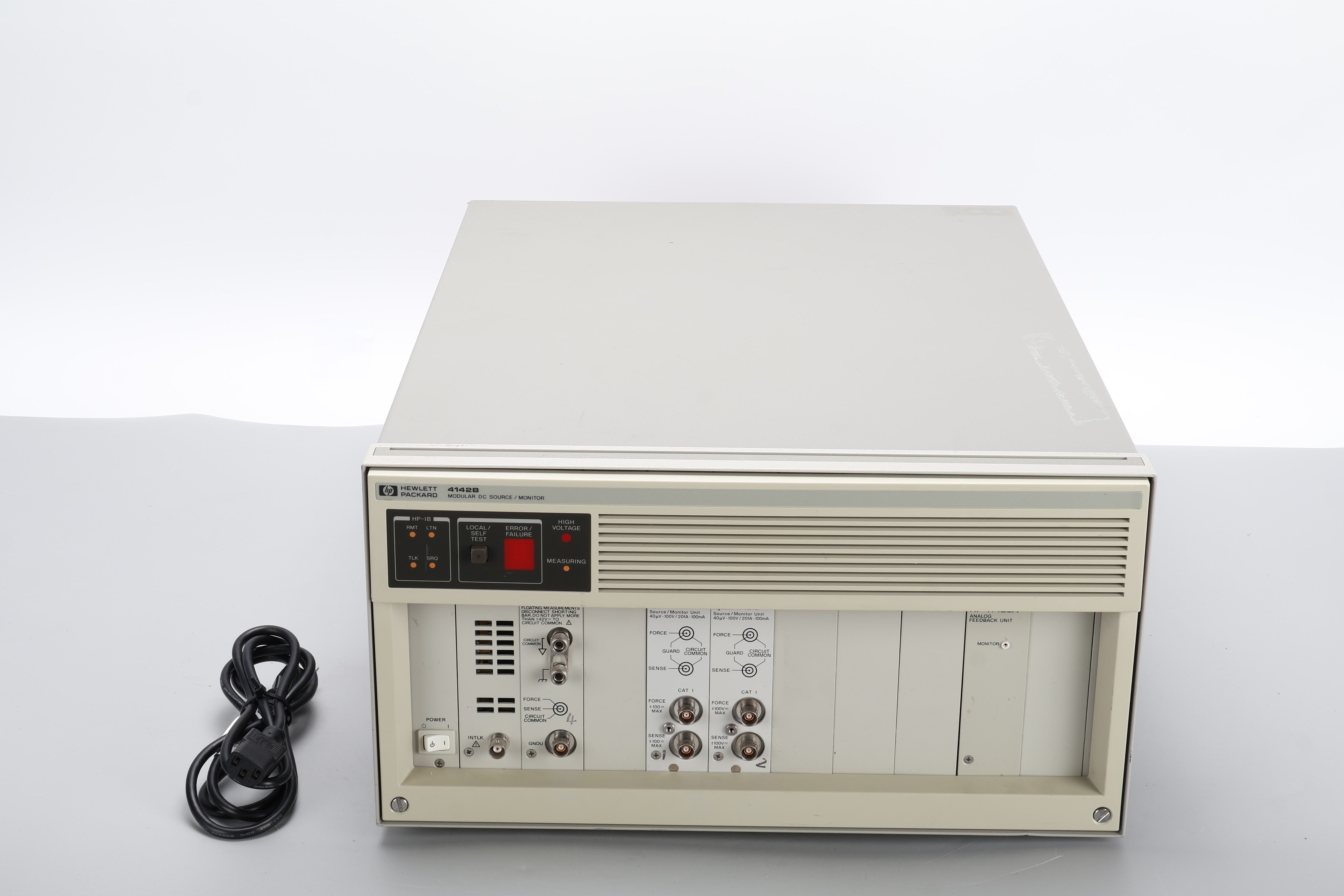 HP 4142B Modular DC Source / Monitor With 2x 41421B and 1x 41425A Modu ...