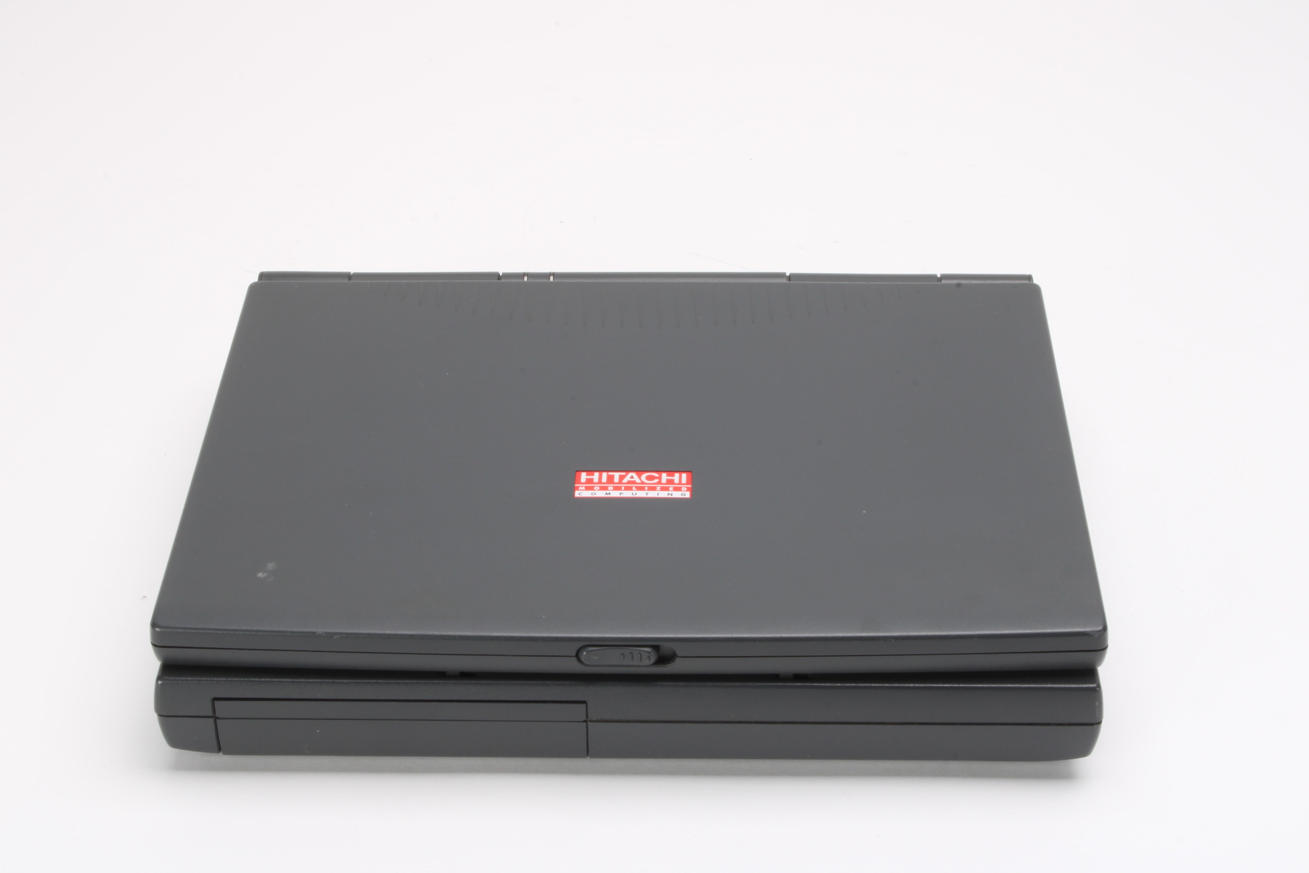 Hitachi MX Series MX166TMMX Laptop W/ Intel CPU @166MHz/16MB Ram/2GB H ...