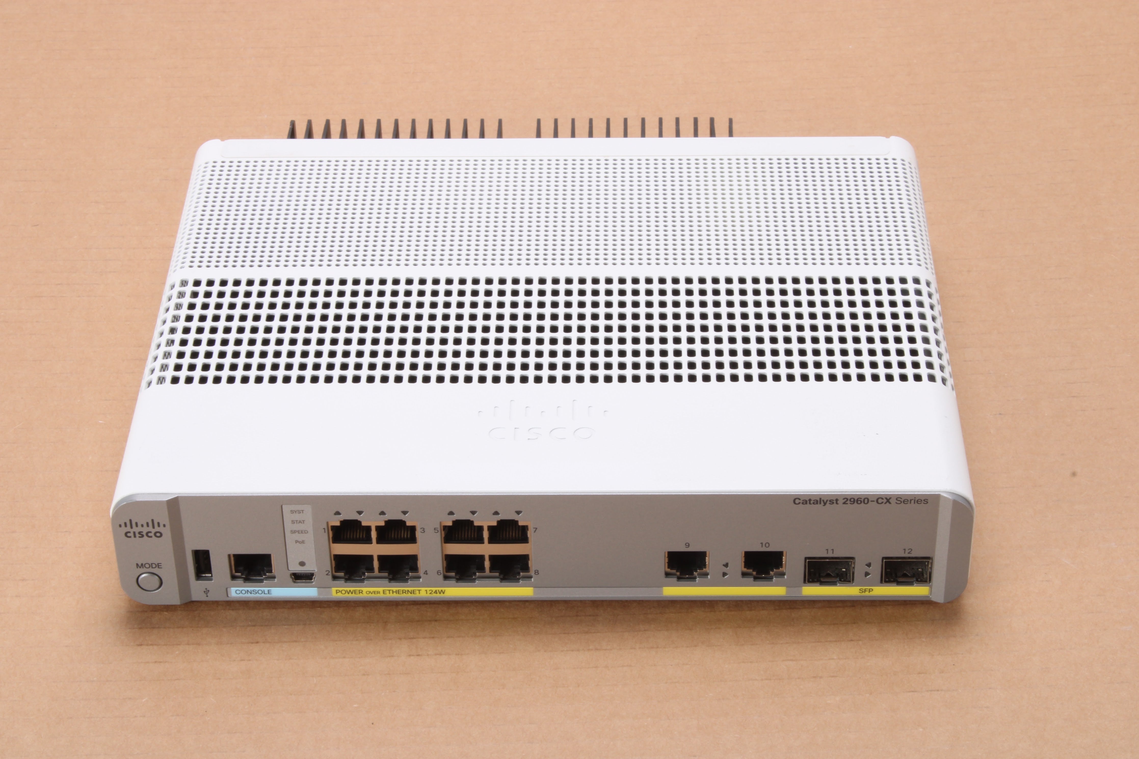 Cisco WS-C2960CX-8PC-L Switch 8-Port GE PoE+, 2x 1G SFP, 2x 1G Copper ...