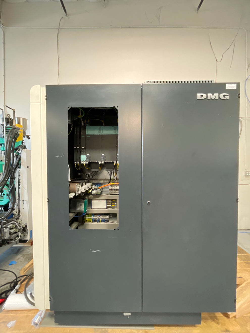 DMG Mori / Sauer Ultrasonic 20 Linear 5 Axis Milling Machine With Acce ...