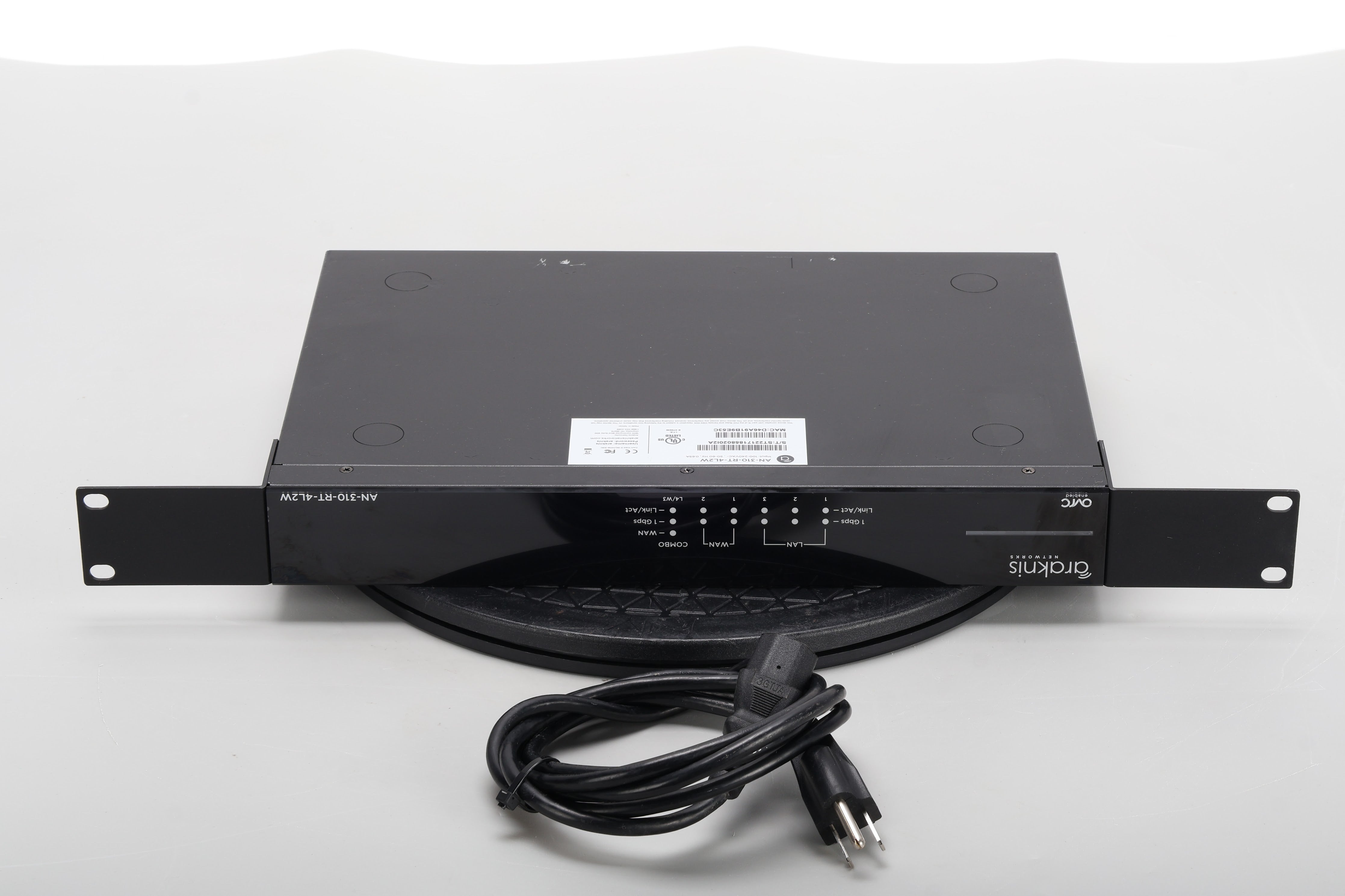 Araknis 310 Dual-Wan Gigabit VPN Router AN-310-RT-4L2W With Power Cabl ...