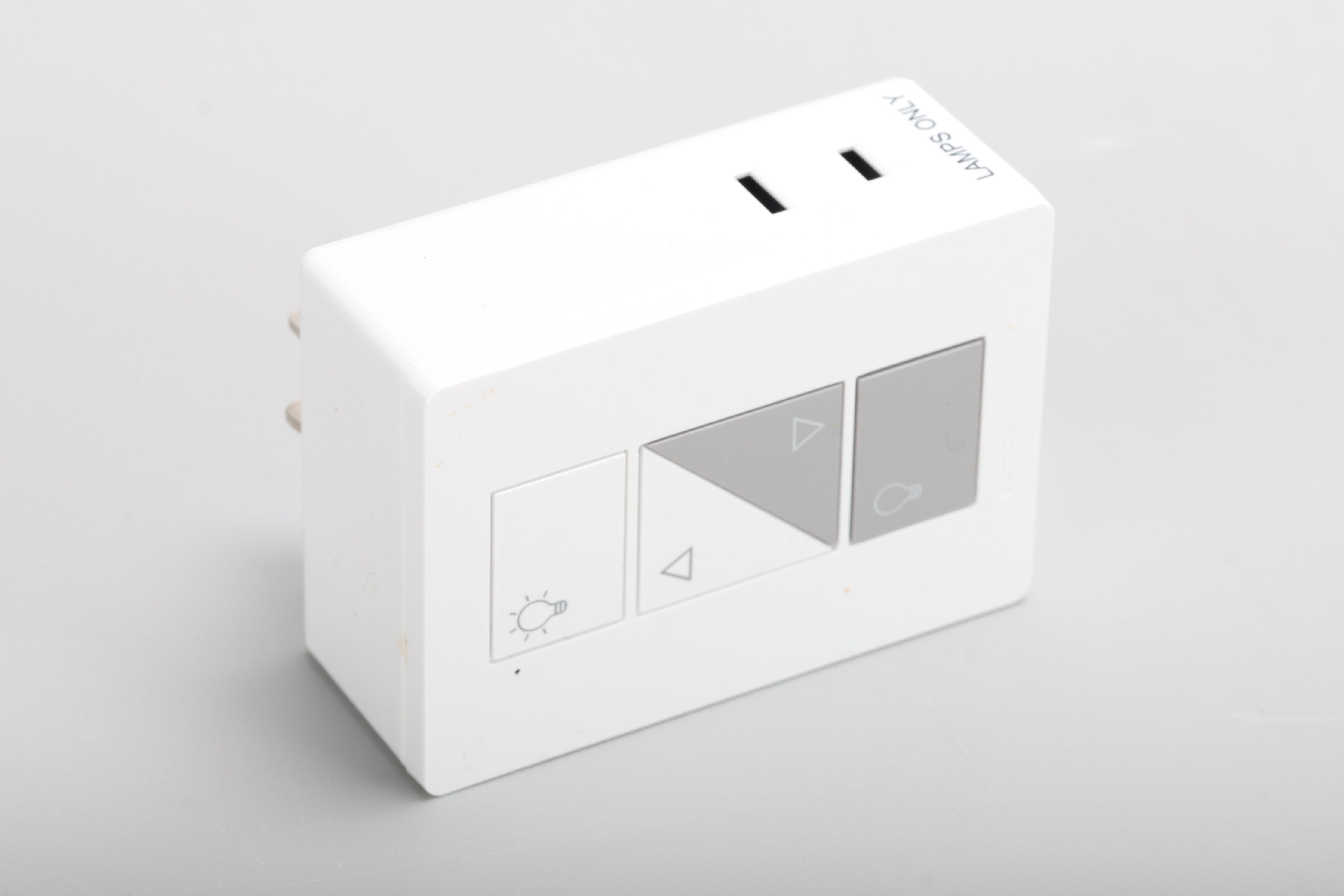 Lutron PD-3PCL Plug-In Lamp Dimmer – 300W – NTC Tech