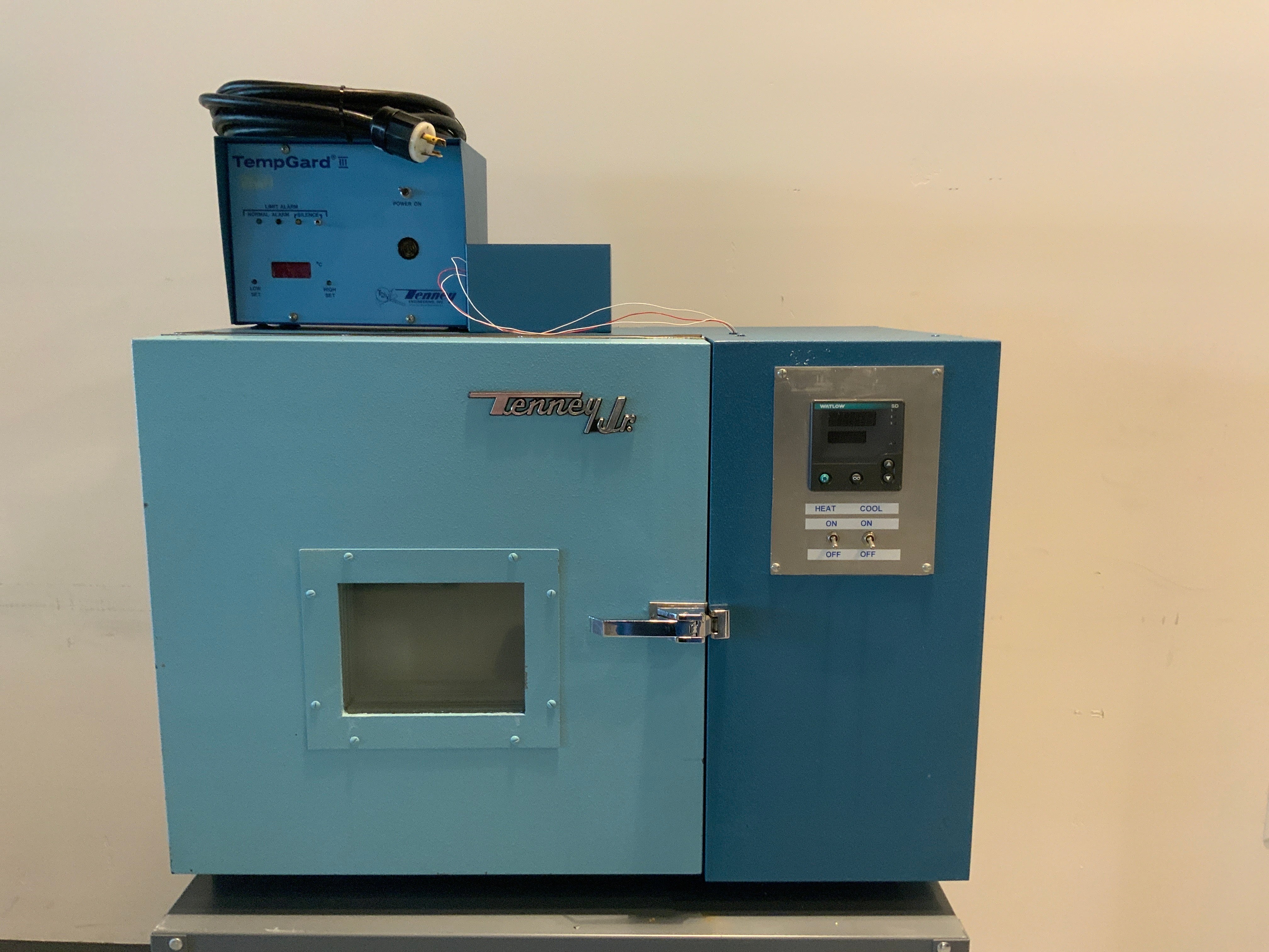 Tenney Jr TJR 942 Benchtop Environmental Test Chamber With Rolling Met ...