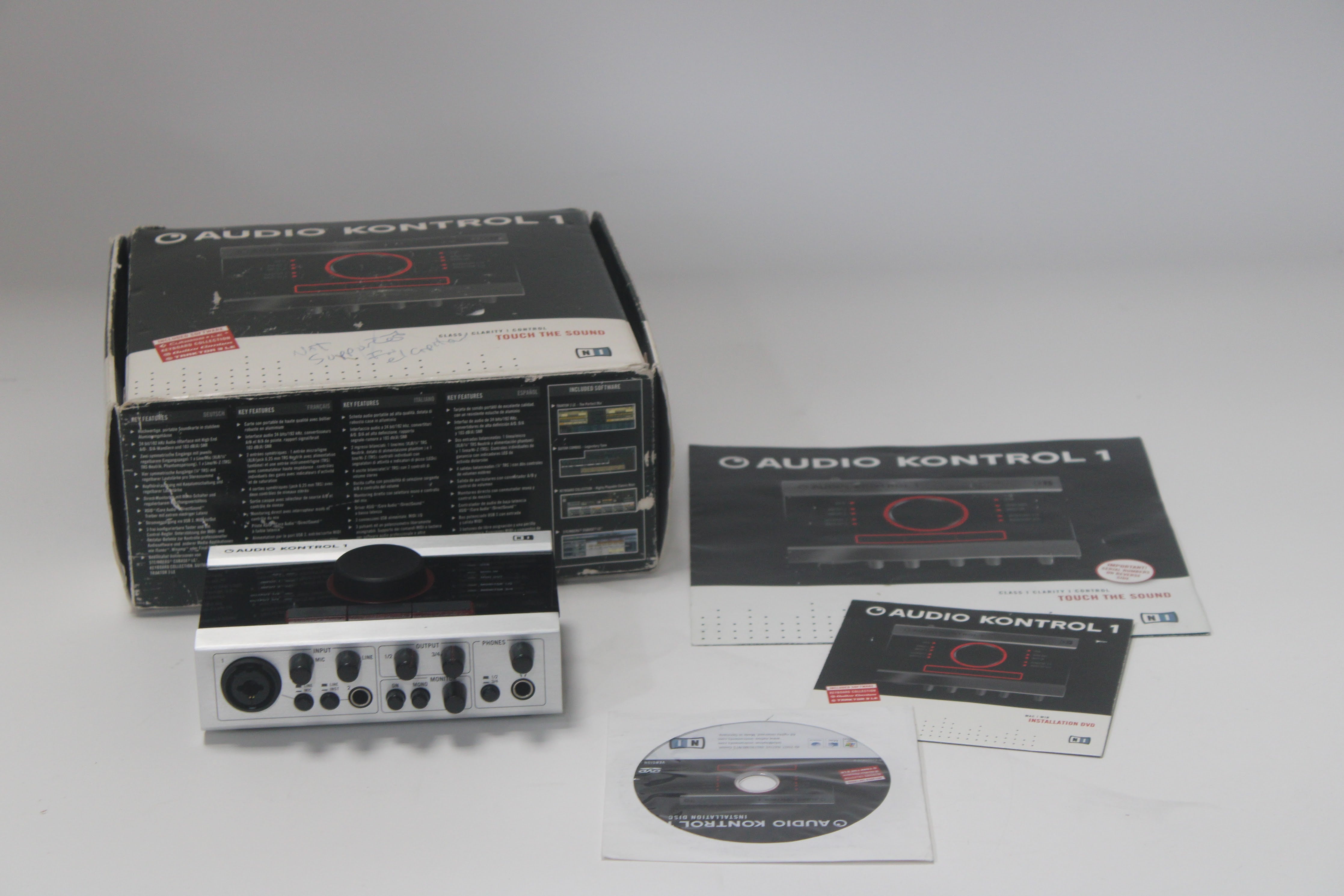 Native Instruments Audio Kontrol 1 USB Audio Interface With Accessorie ...