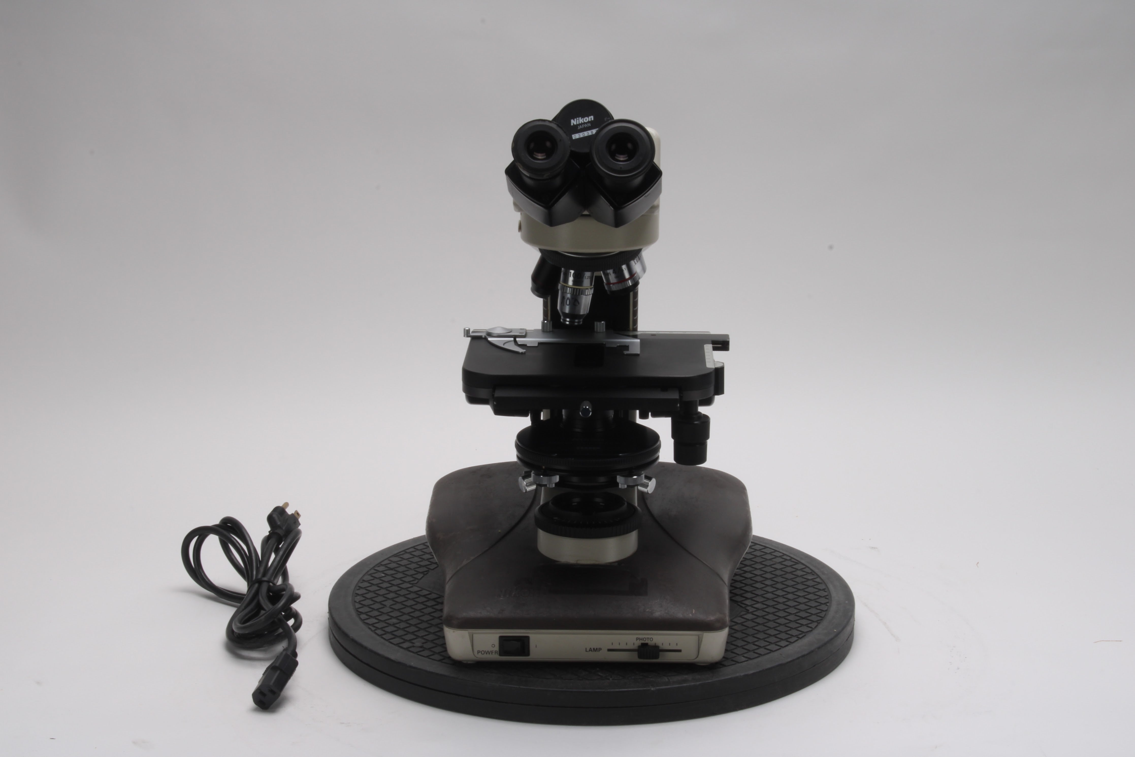 Nikon Labophot-2 Microscope W/ 4/0.1 160/-, 10/0.25, 20/0.4, 0.65, 100 ...