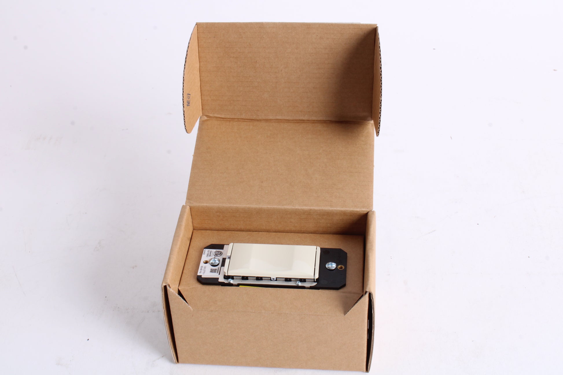 Control4 C4-KA-LA Contemporary Auxiliary Keypad Light Almond - New Ope ...