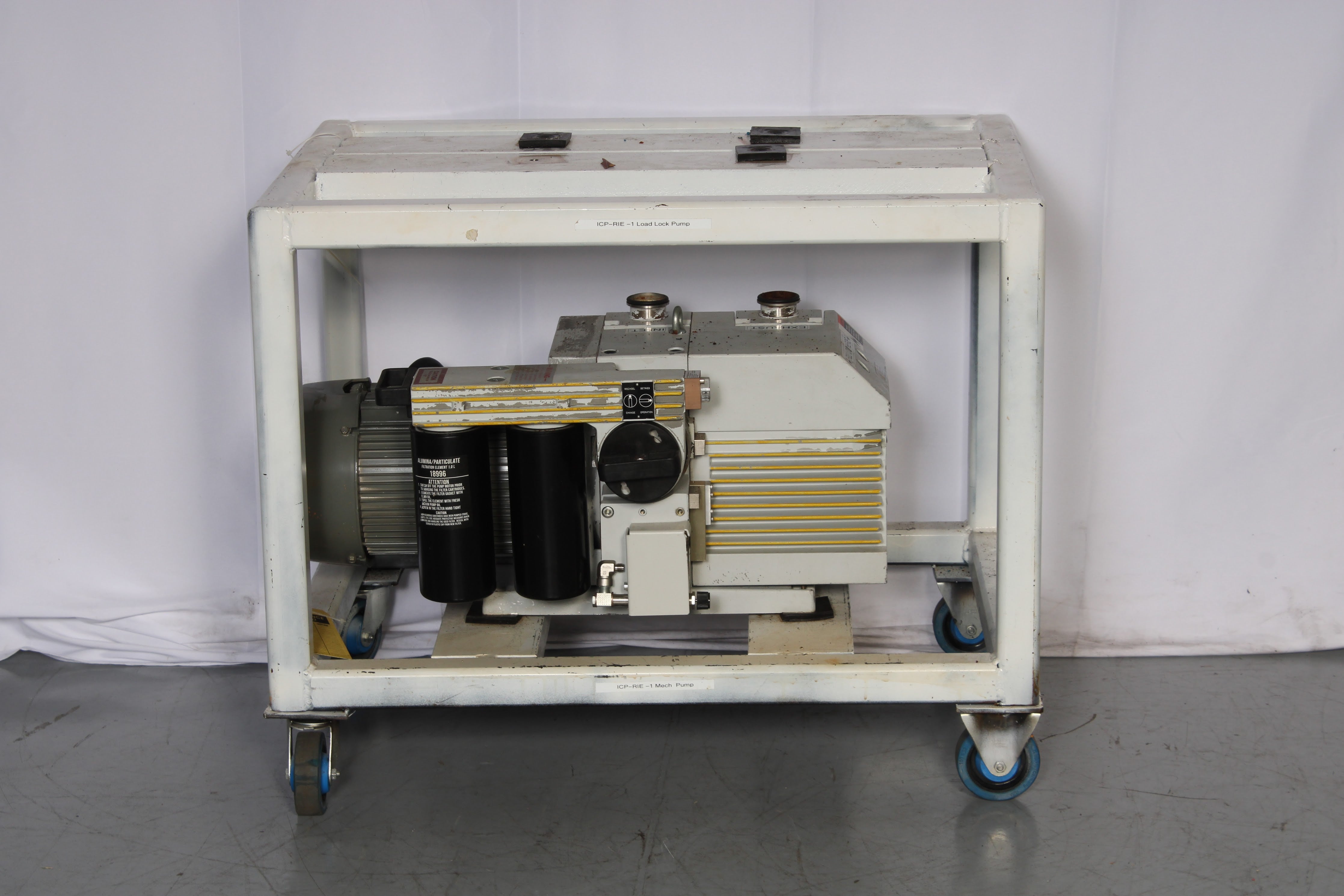 Leybold D40BCS Rotary Vane Pump Chemical Series, IGS40/65 16177 Inert ...