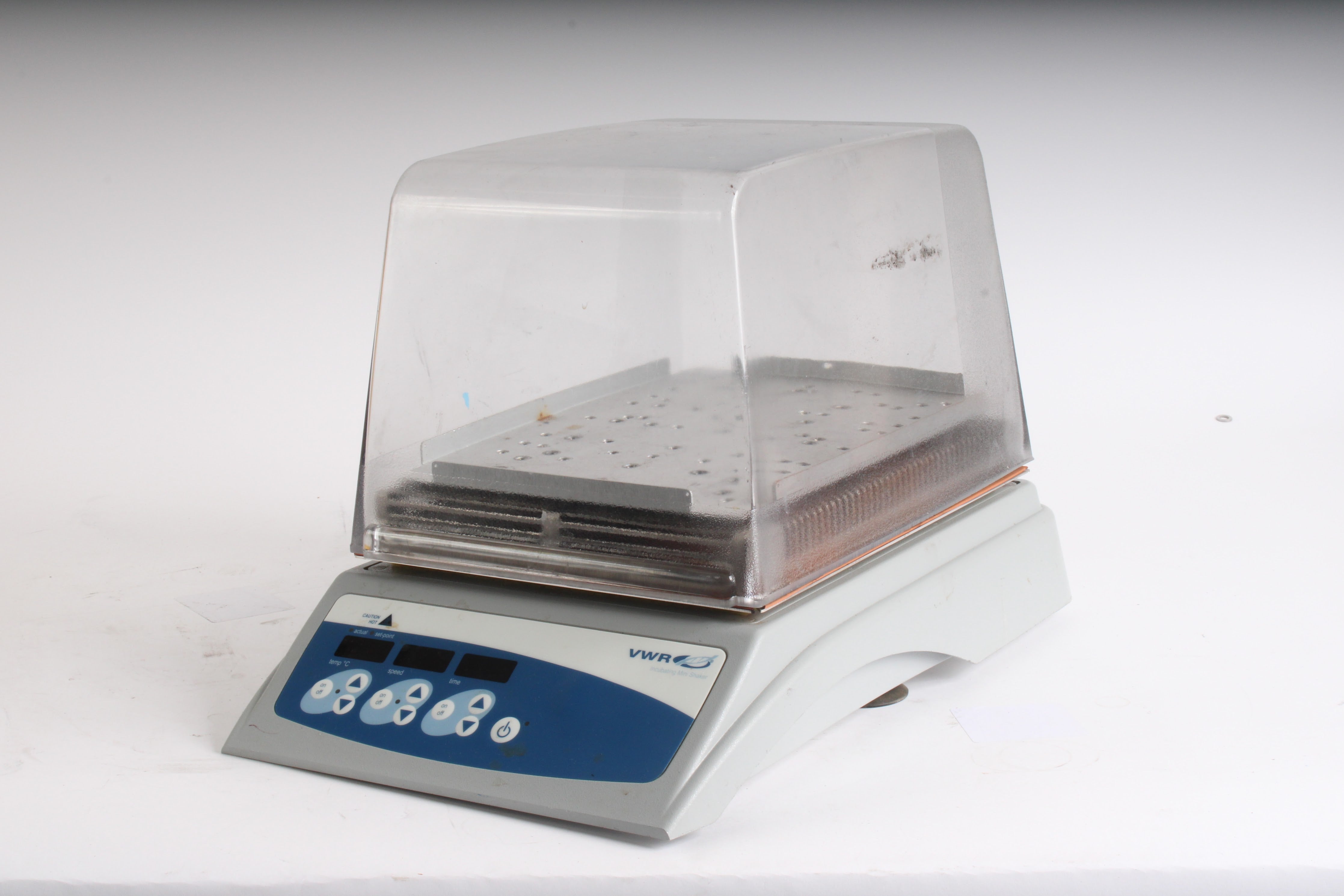 VWR 12620-942 Incubating Mini Shaker - AS IS – NTC Tech