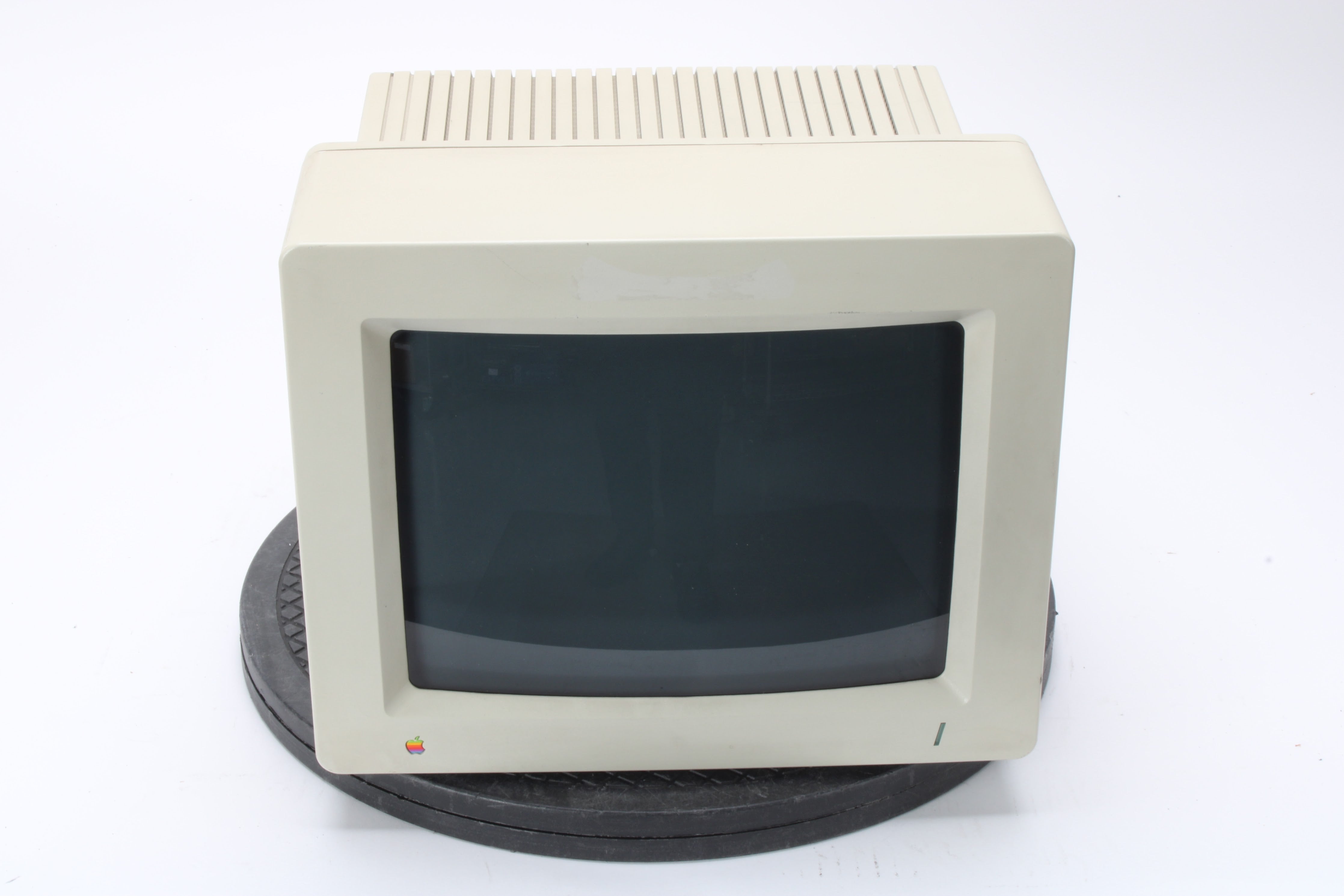 Apple A2M6014 12" RGB Color Monitor - Fair Condition – NTC Tech