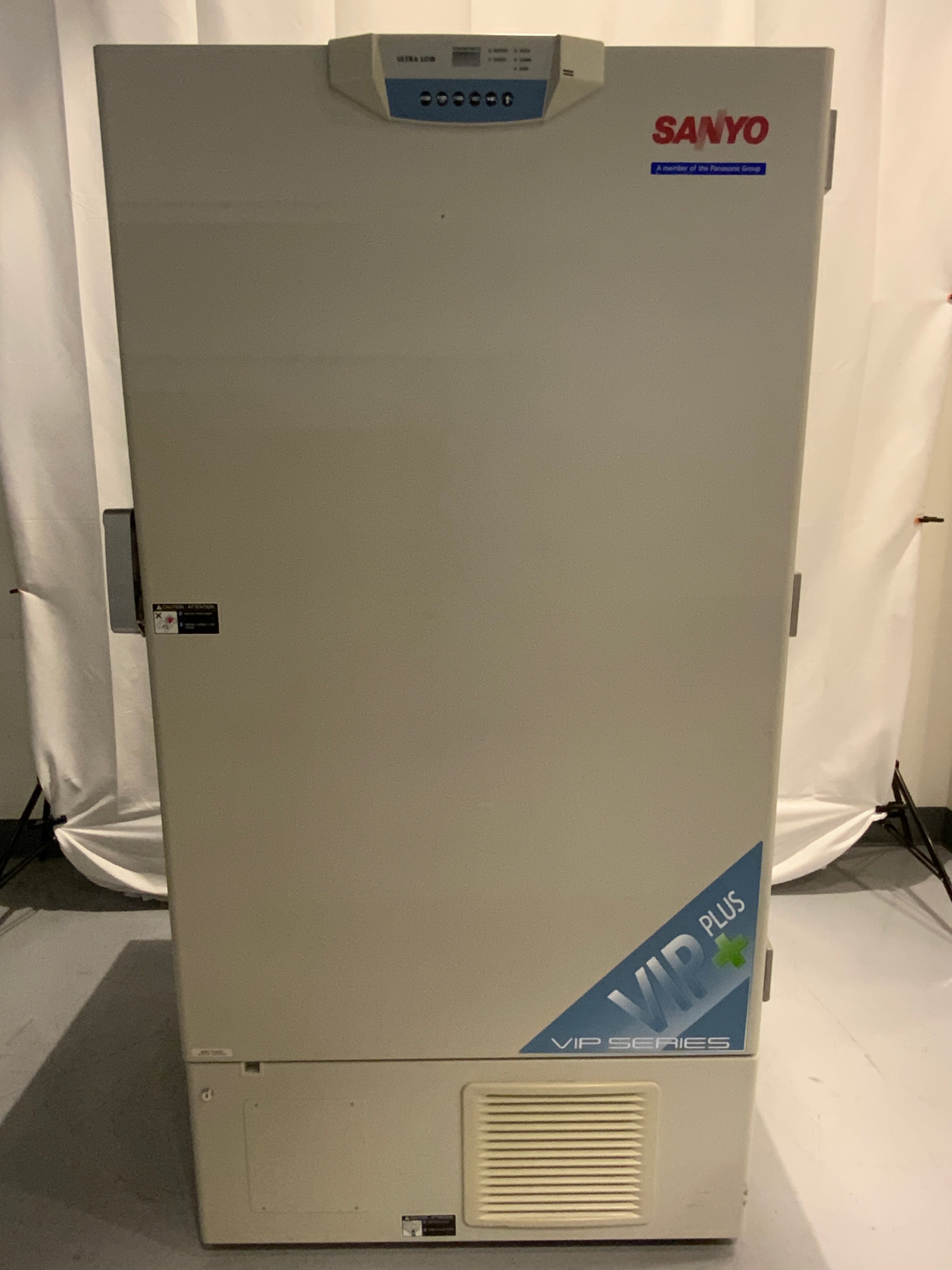 Sanyo MDF-U76VC Ultra-Low Temperature Freezer With 3x Shelves – NTC Tech