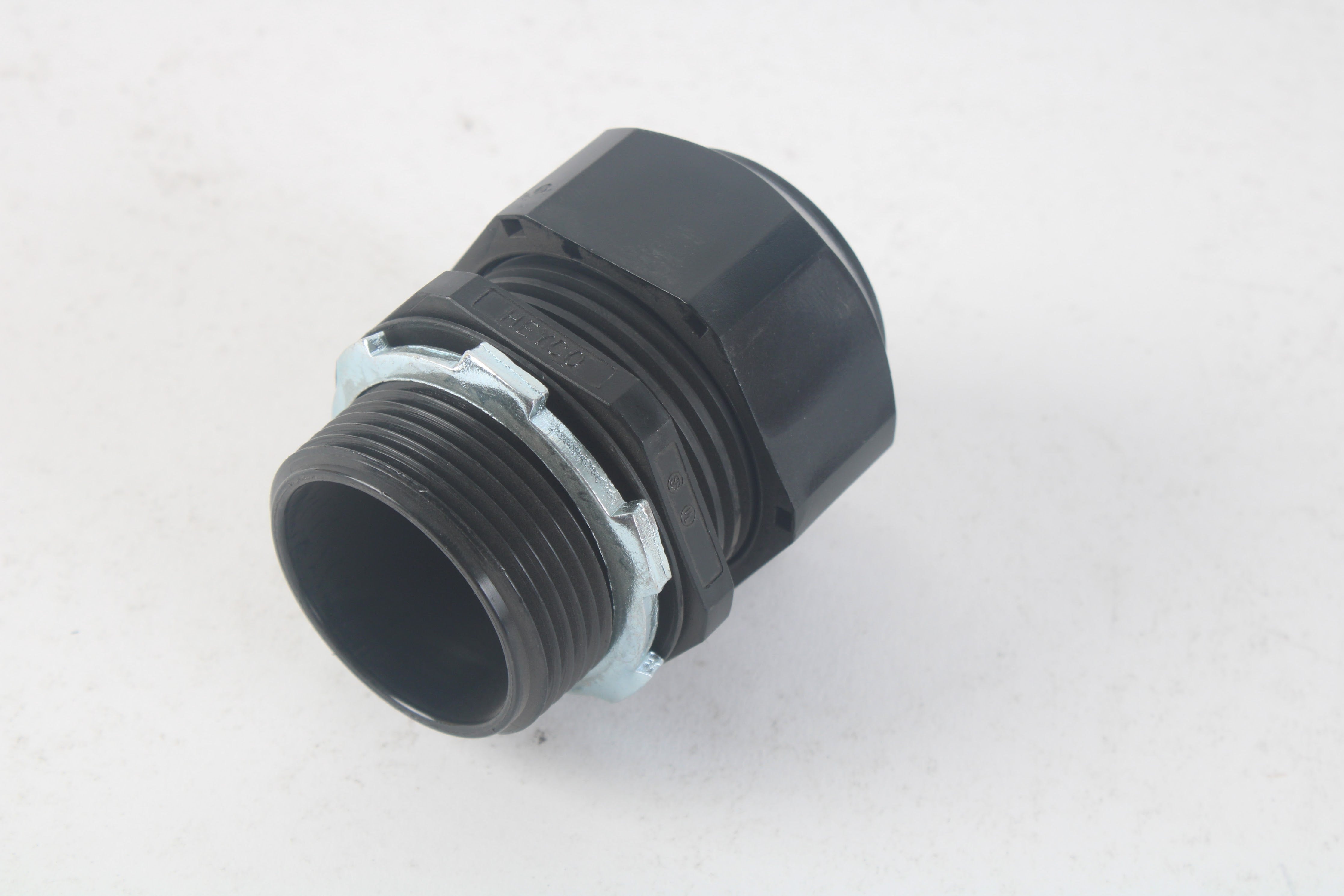 Heyco NPT 1-1/4, 9-Hole Cable Gland - NEW – NTC Tech