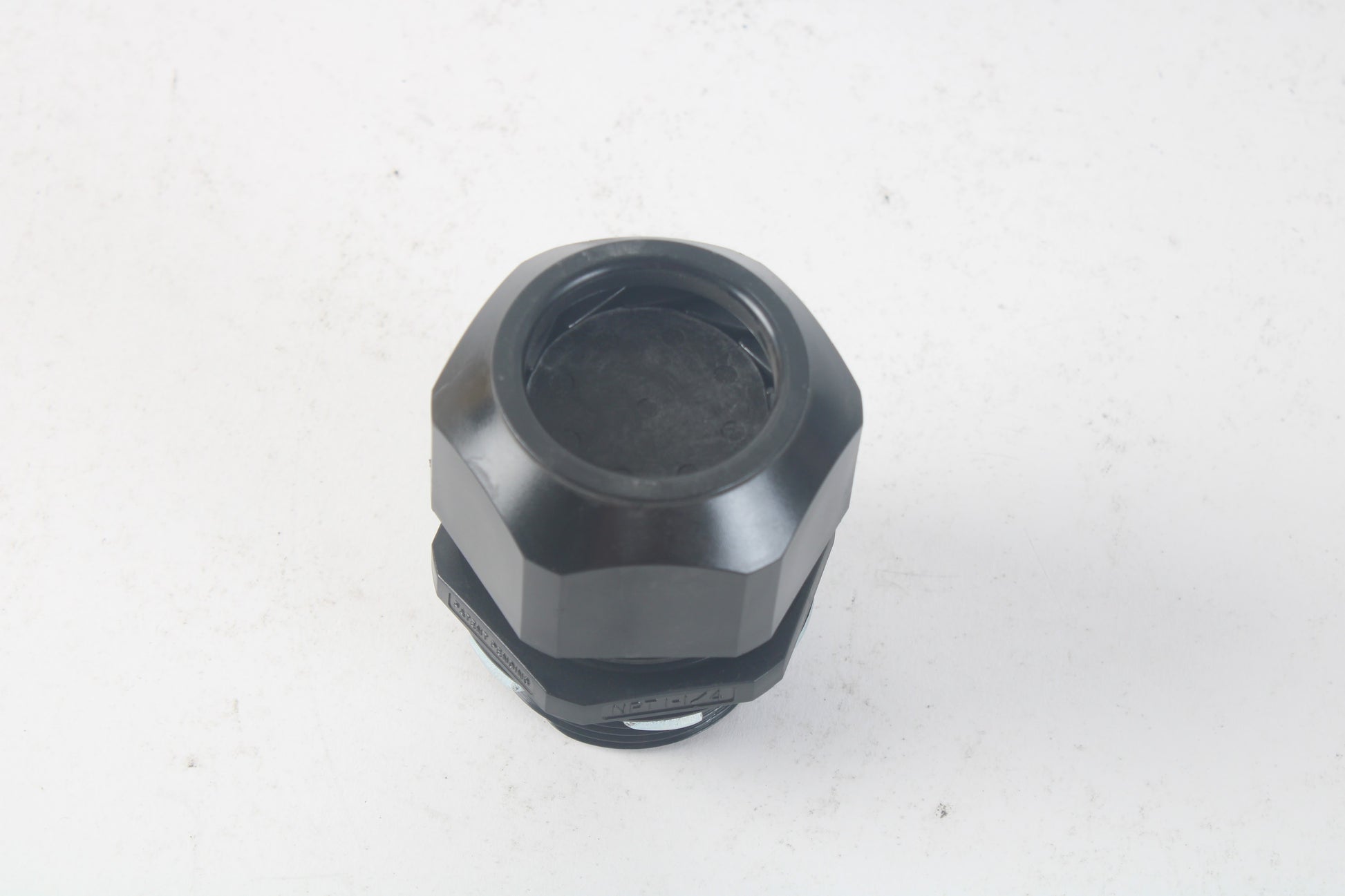 Heyco NPT 1-1/4, 9-Hole Cable Gland - NEW – NTC Tech