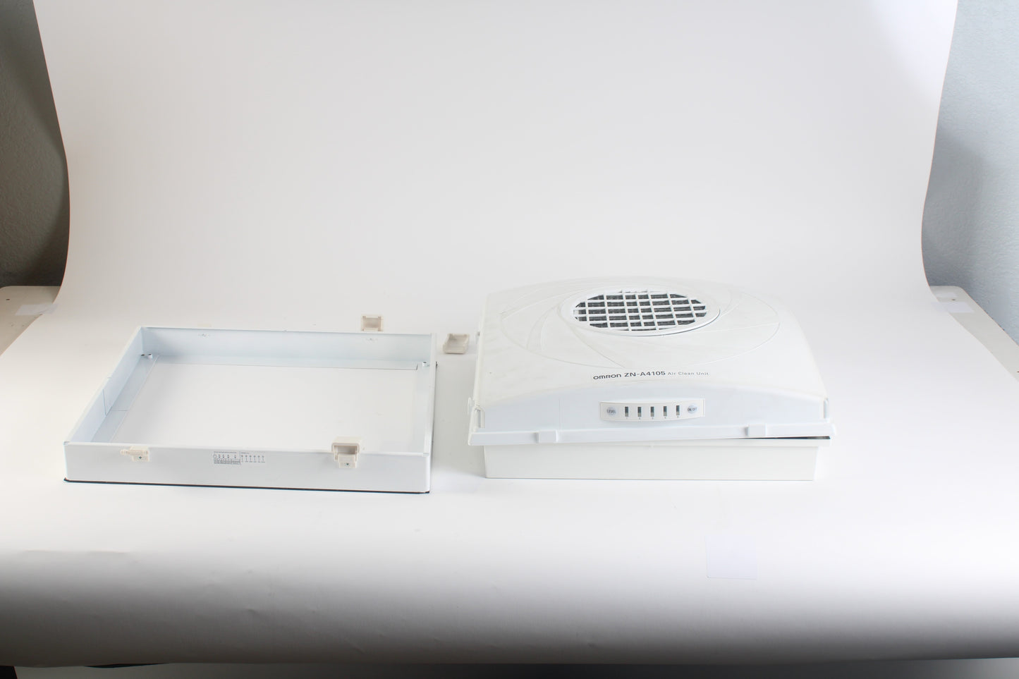 Omron Automation and Safety ZN-A4105 Air Quality Air Clean Unit W/ Mou ...