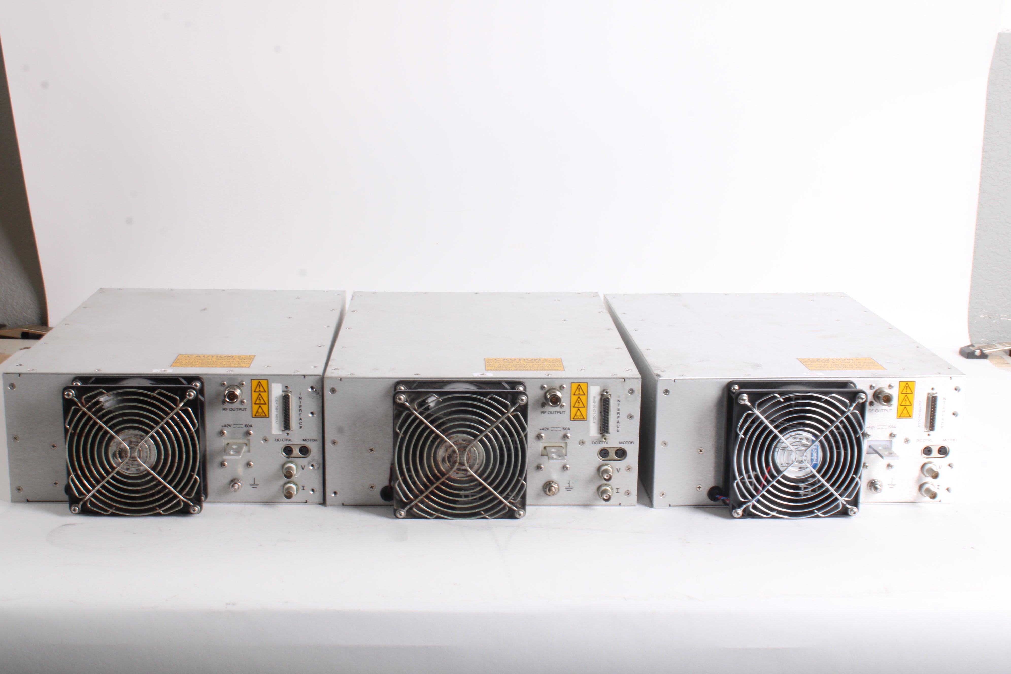 Seren JY2501 RF Power Generator 1550W 40.68MHz 42VDC Input Power Lot o ...