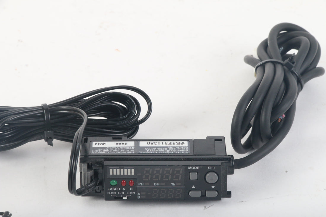 Keyence LV-21A Digital Laser Sensor W/ Keyence LV-H37 Laser Sensor – NTC Tech