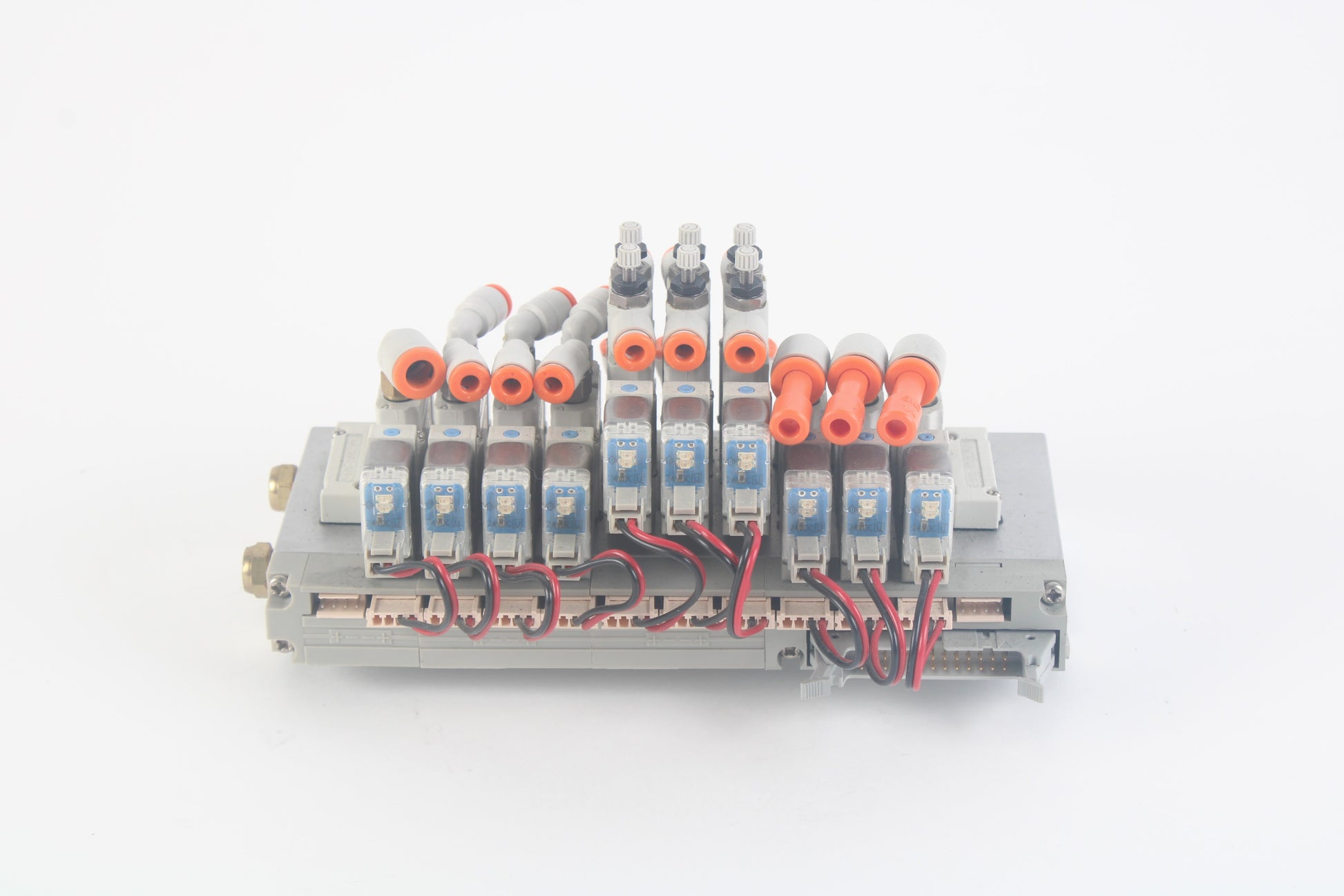 SMC 10x VQZ115-5L01-M5 Solenoid Valves w/ Manifold – NTC Tech